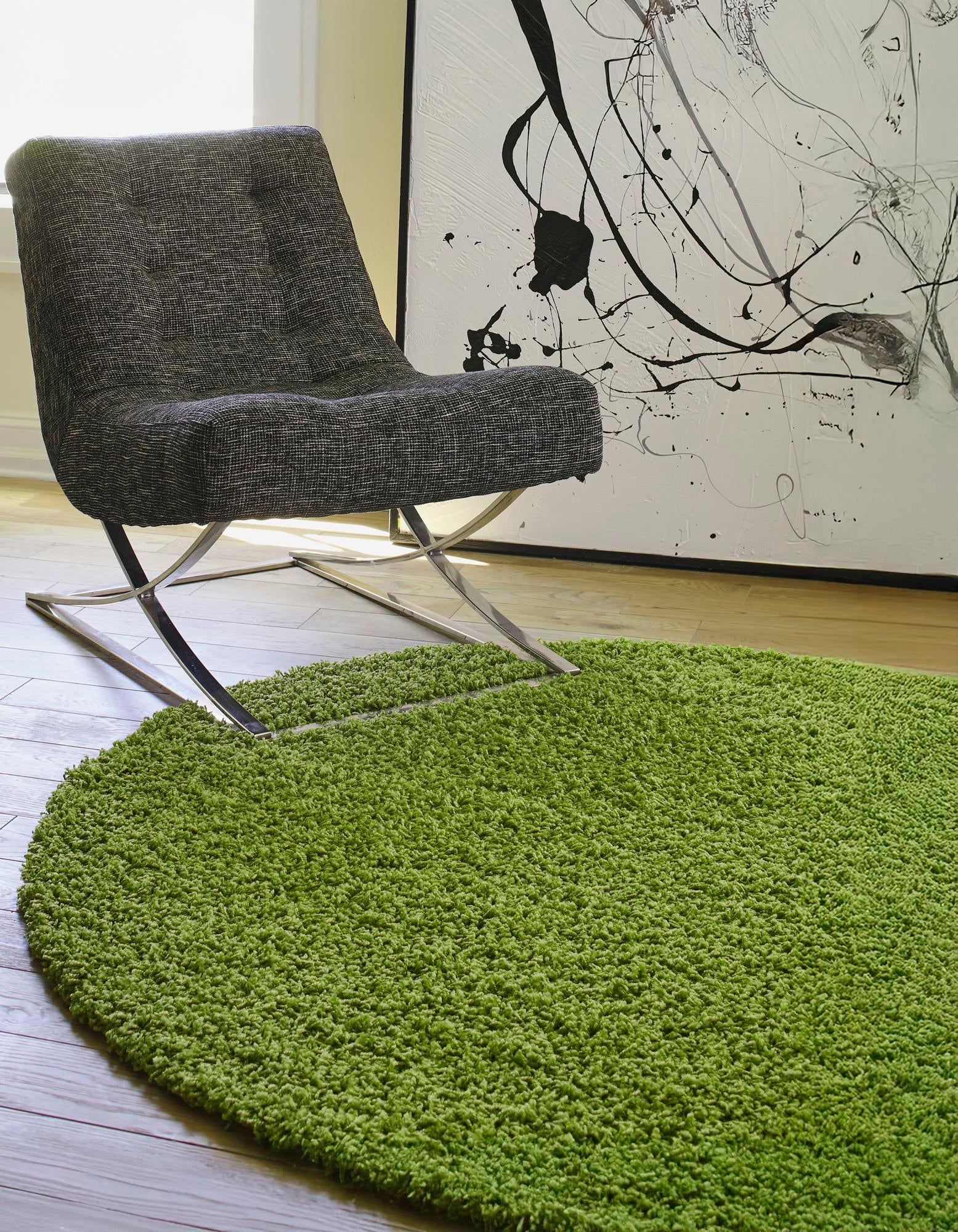 Grass Green 5' 3 x 5' 3 Solid Shag Round Rug | Rugs.com