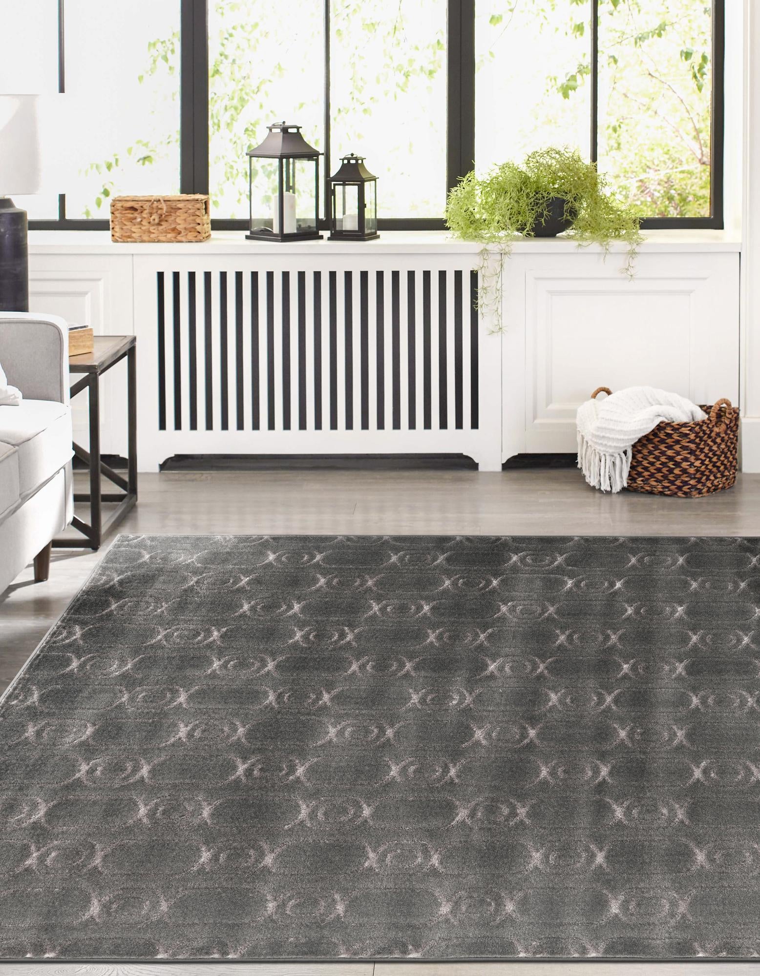 Gray and Silver 2' x 3' Vogue Geo Rug | Rugs.com