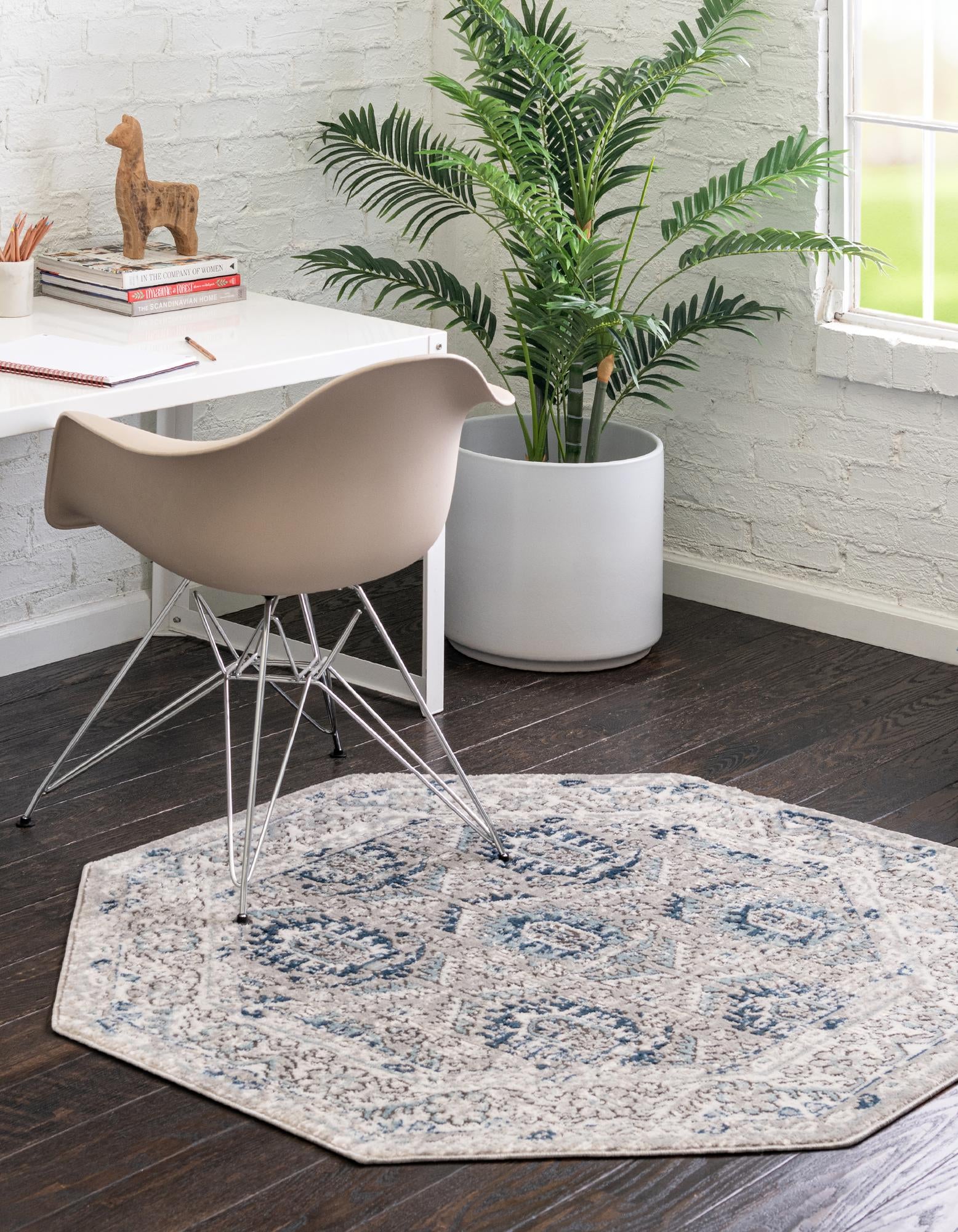 Gray 4' x 4' Nyla Octagon Rug | Rugs.com