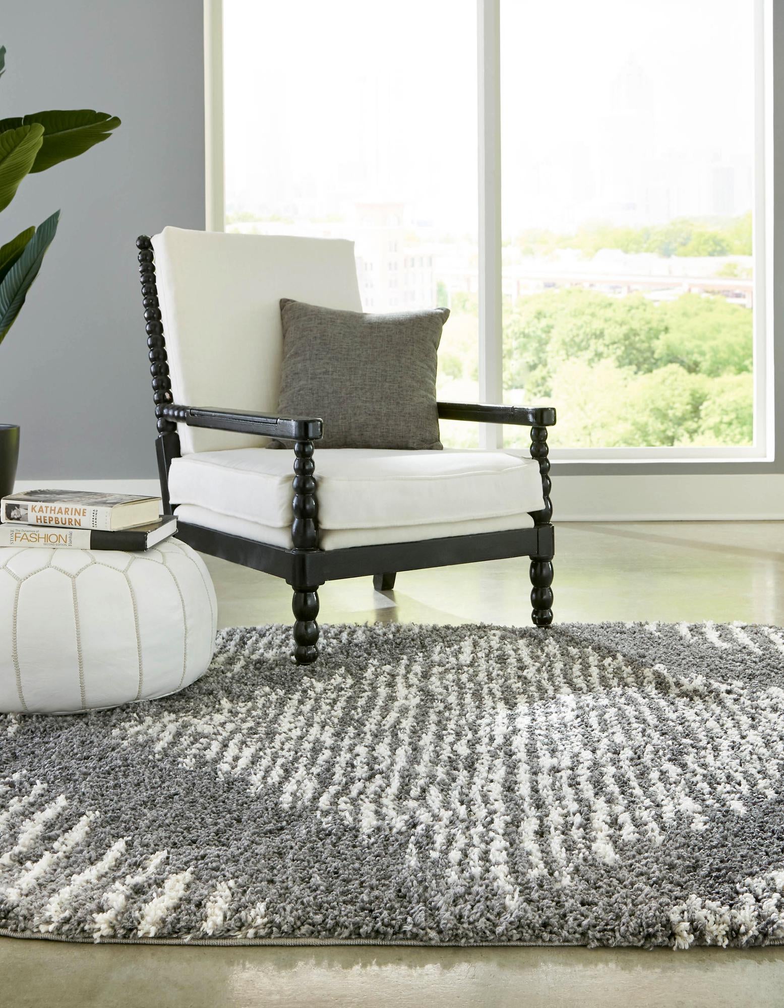 Gray 5' 3 x 8' Serenity Shag Oval Rug | Rugs.com