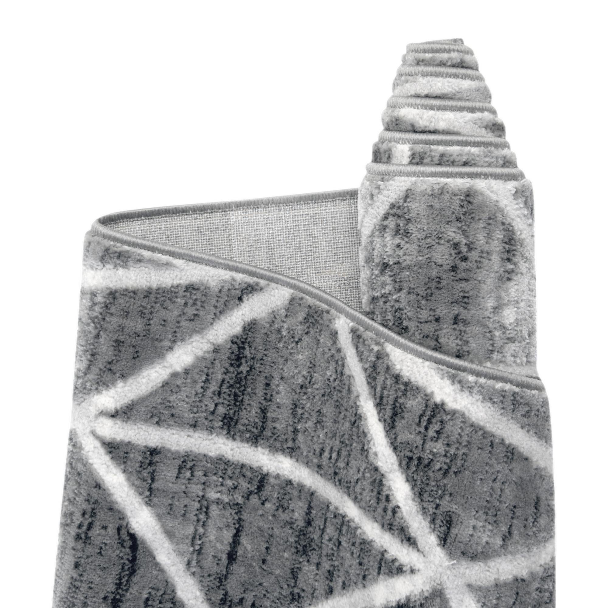 Gray 7' x 10' Lattice Trellis Rug | Rugs.com