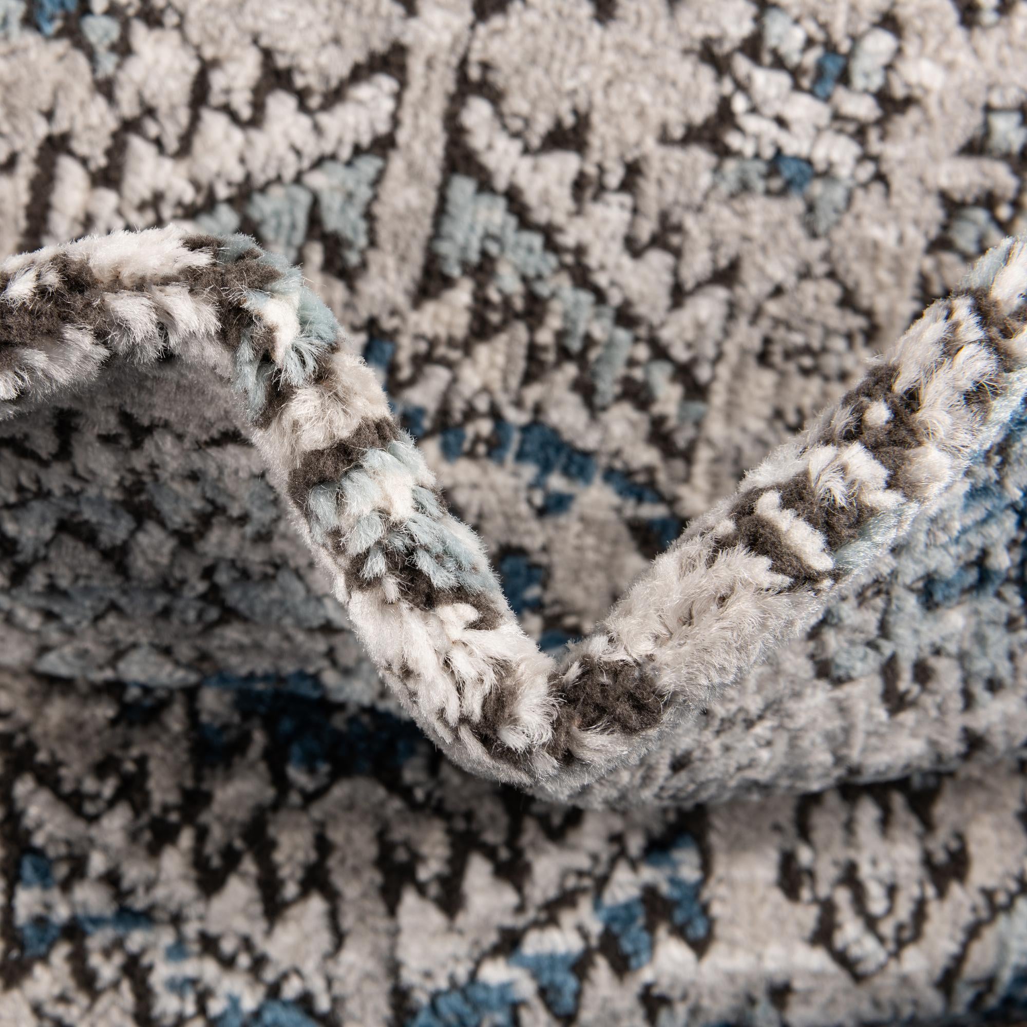 Gray 2' x 3' Nyla Rug | Rugs.com