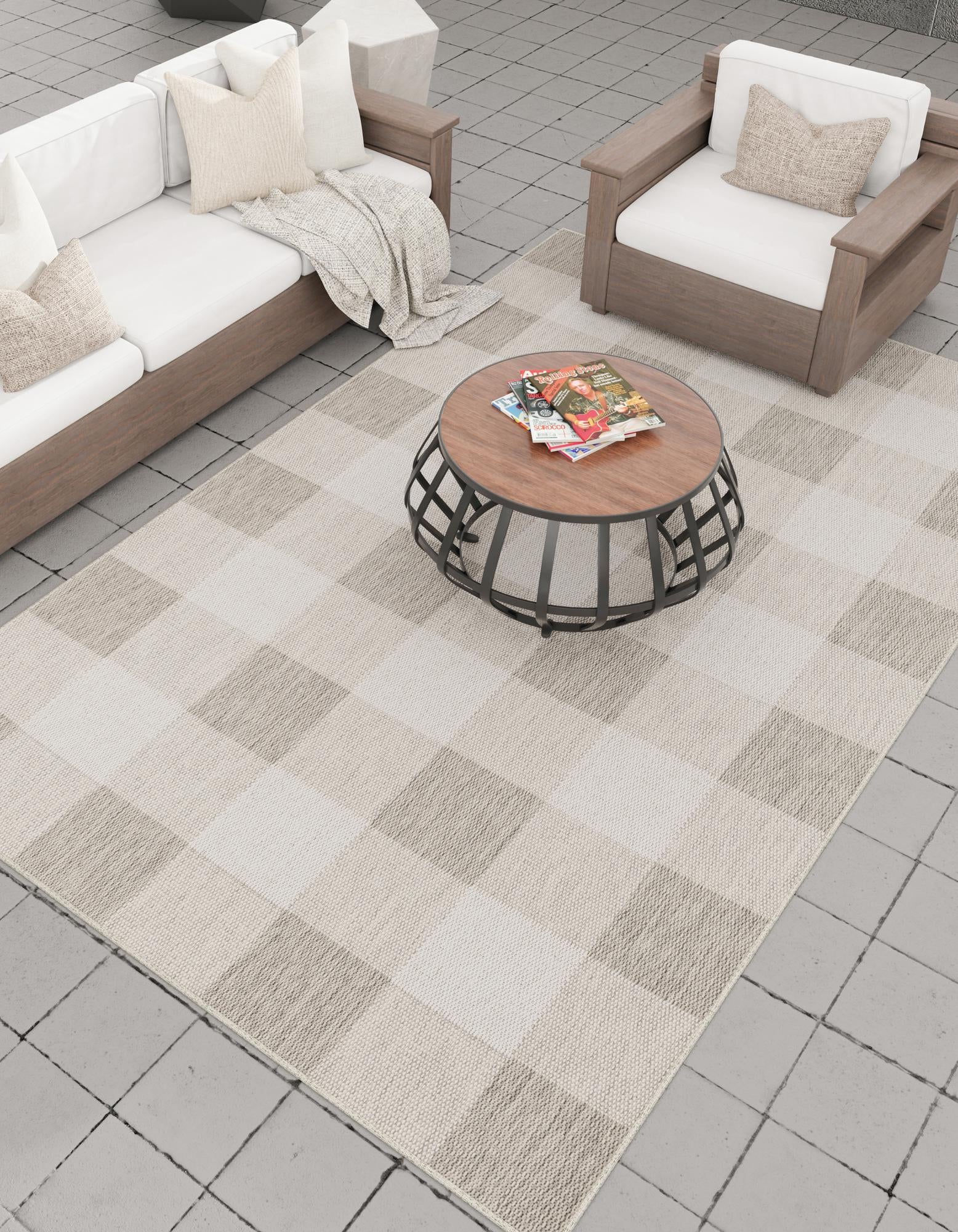 Gray 5' x 7' Checkered Indoor / Outdoor Rug | Rugs.com