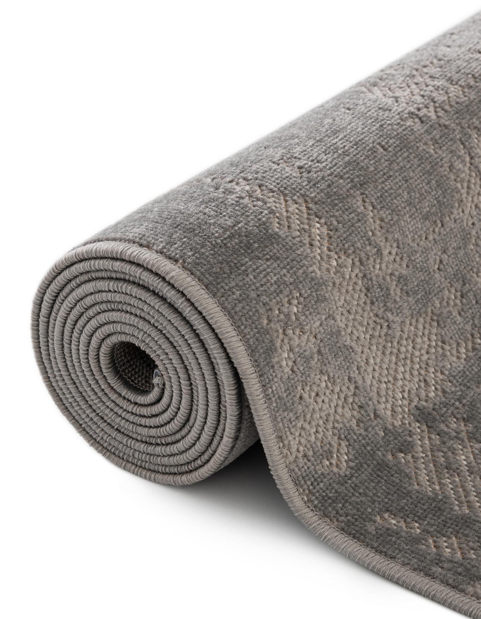 Gray 5' 3 x 8' Valencia Rug | Rugs.com