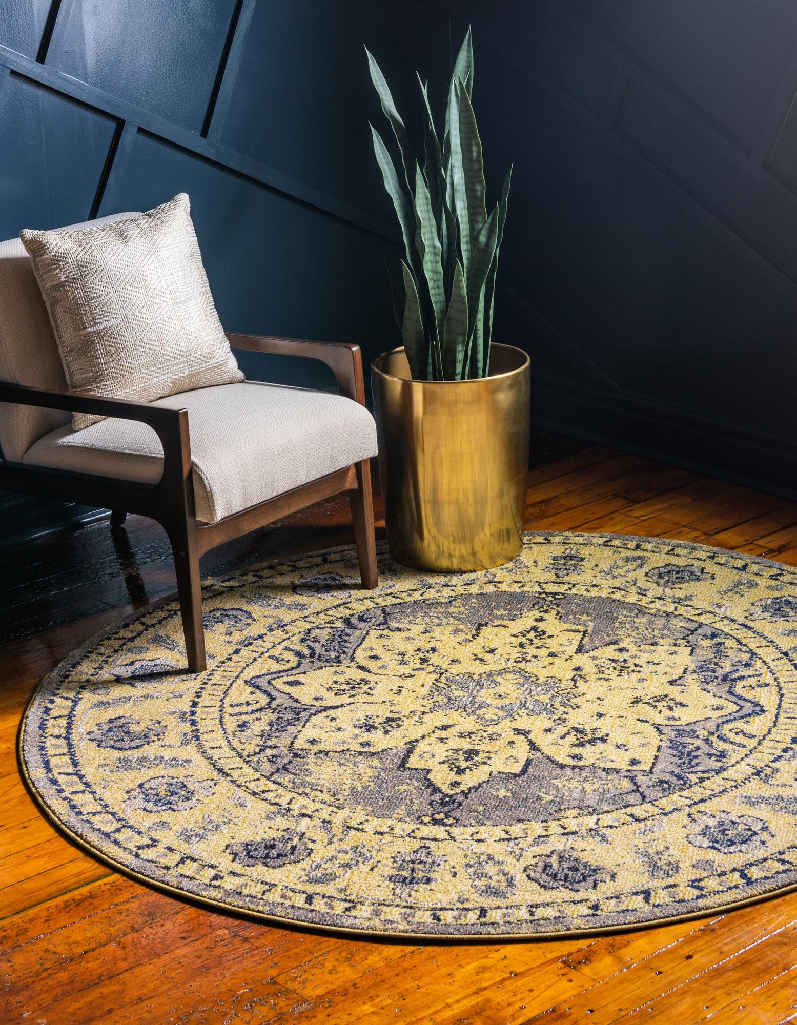 Navy Blue 5' x 5' Nain Design Round Rug | Rugs.com