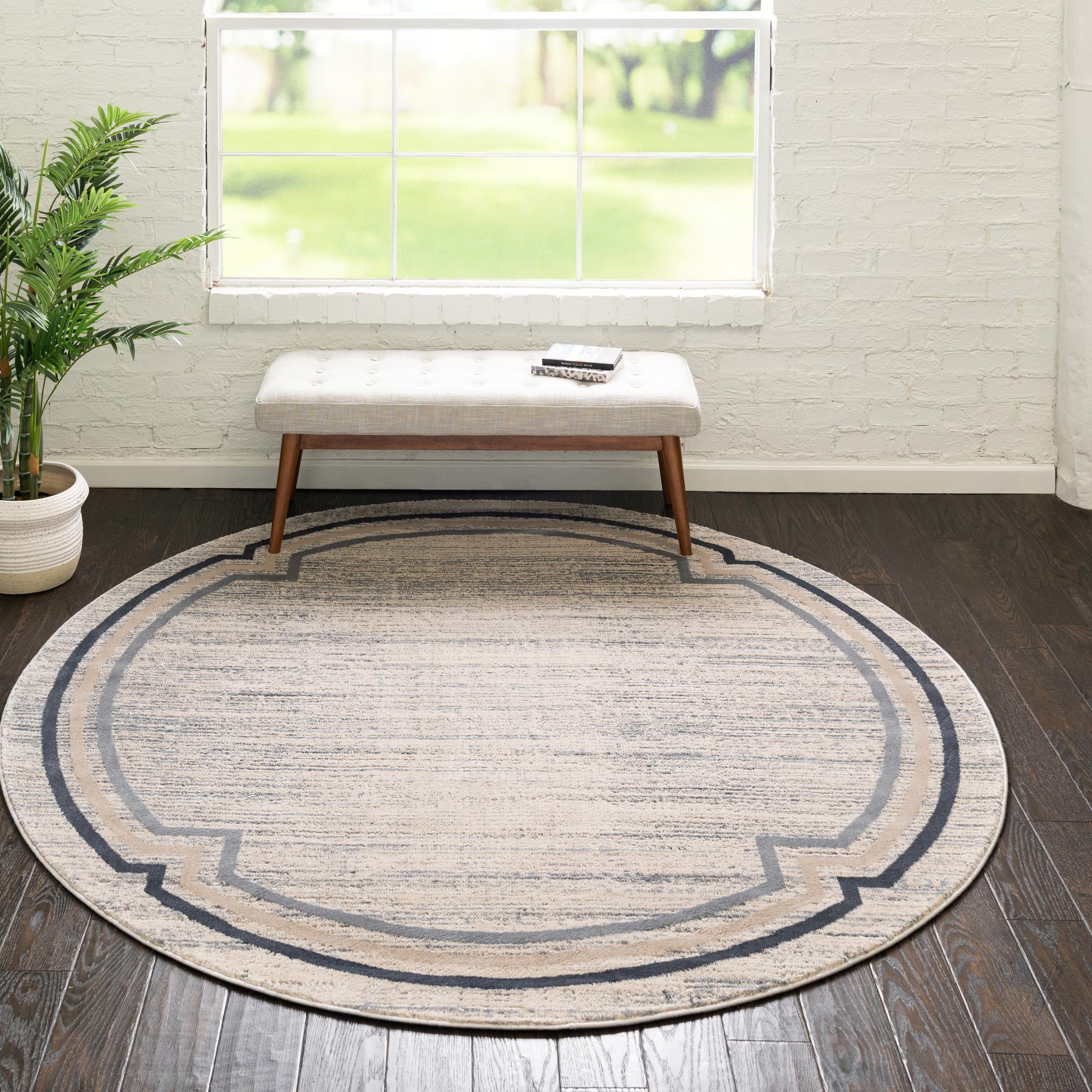 Gray 4' x 4' Oasis Round Rug | Rugs.com