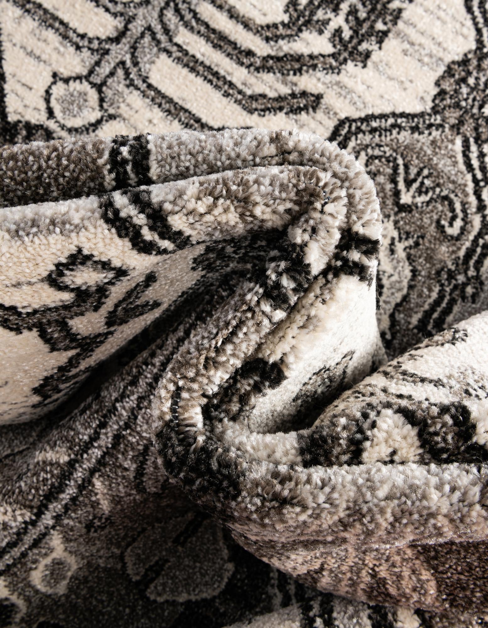 Gray 2' x 6' Miranda Runner Rug | Rugs.com