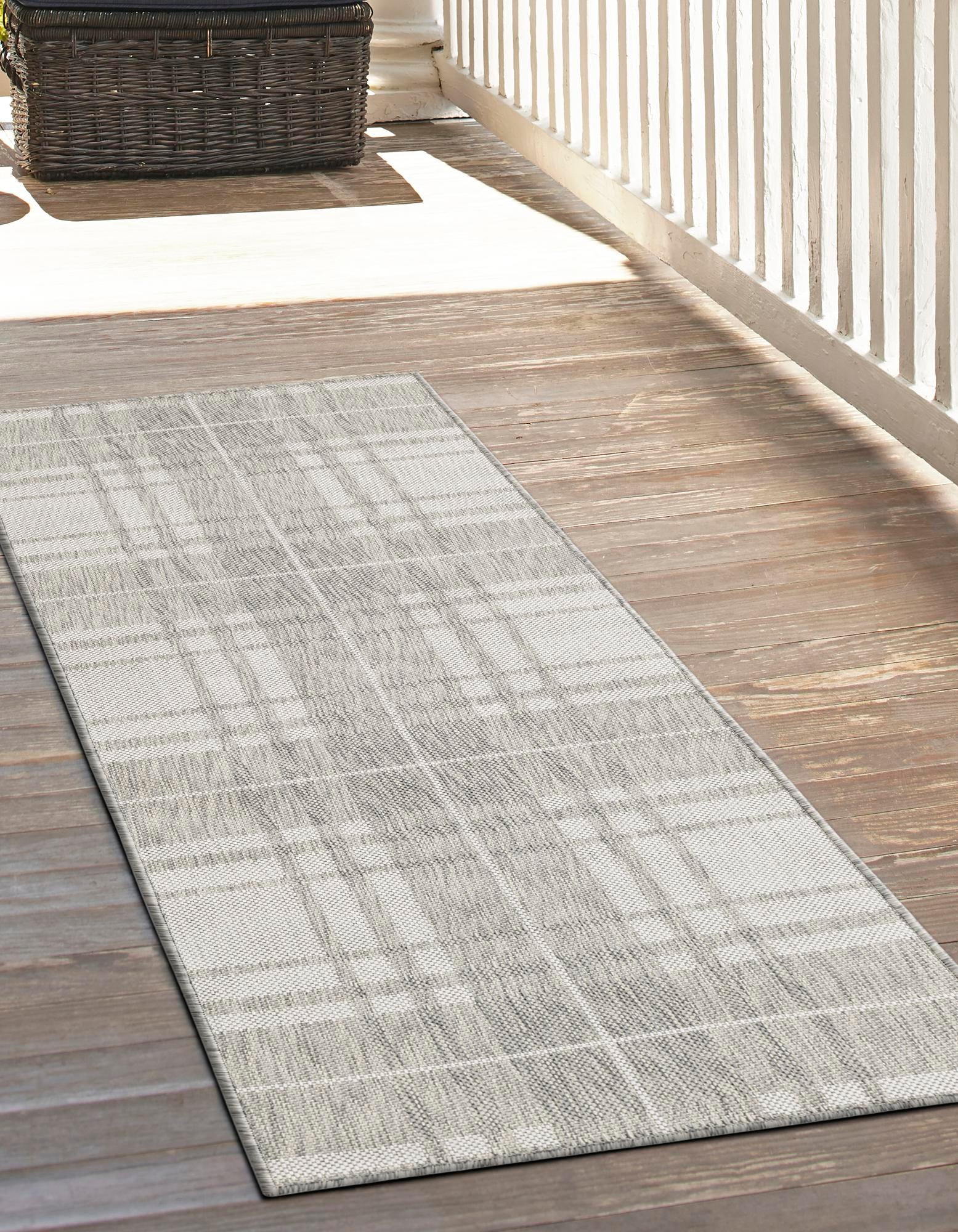 Gray 2' x 8' Checkered Indoor / Outdoor Runner Rug | Rugs.com