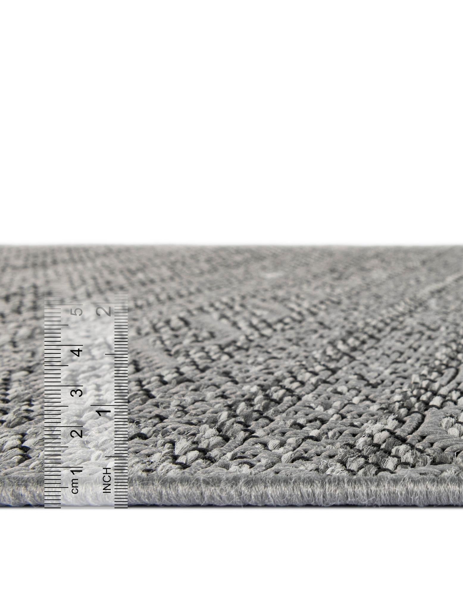 Gray 2' 2 x 6' Modern Indoor / Outdoor Runner Rug | Rugs.com