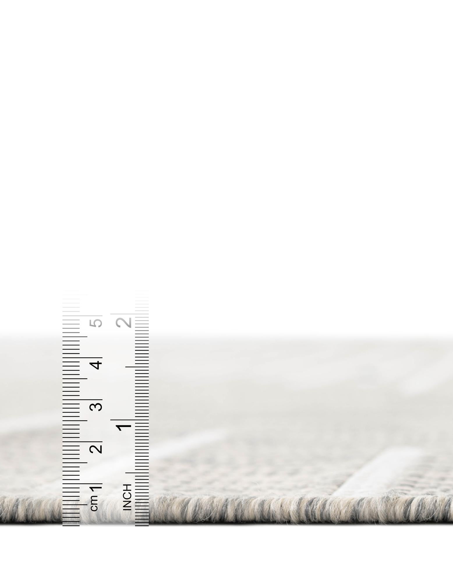 Gray 2' x 4' Modern Indoor / Outdoor Runner Rug | Rugs.com