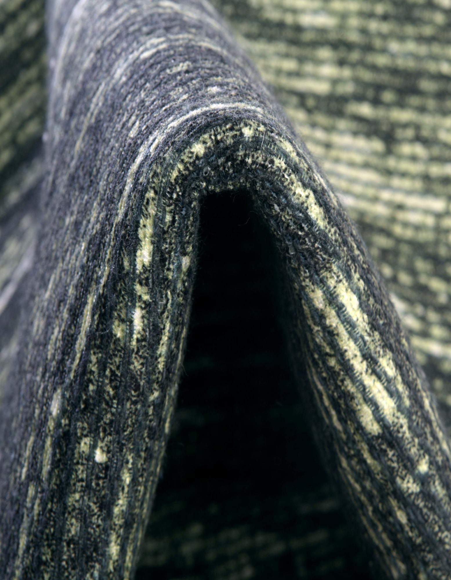 Green 7' 6 x 10' 6 Asha Rug | Rugs.com