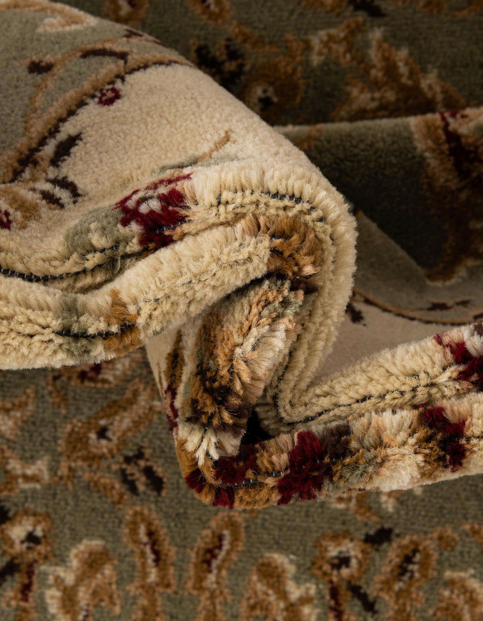 Green 5' 3 x 8' Chateau Rug | Rugs.com