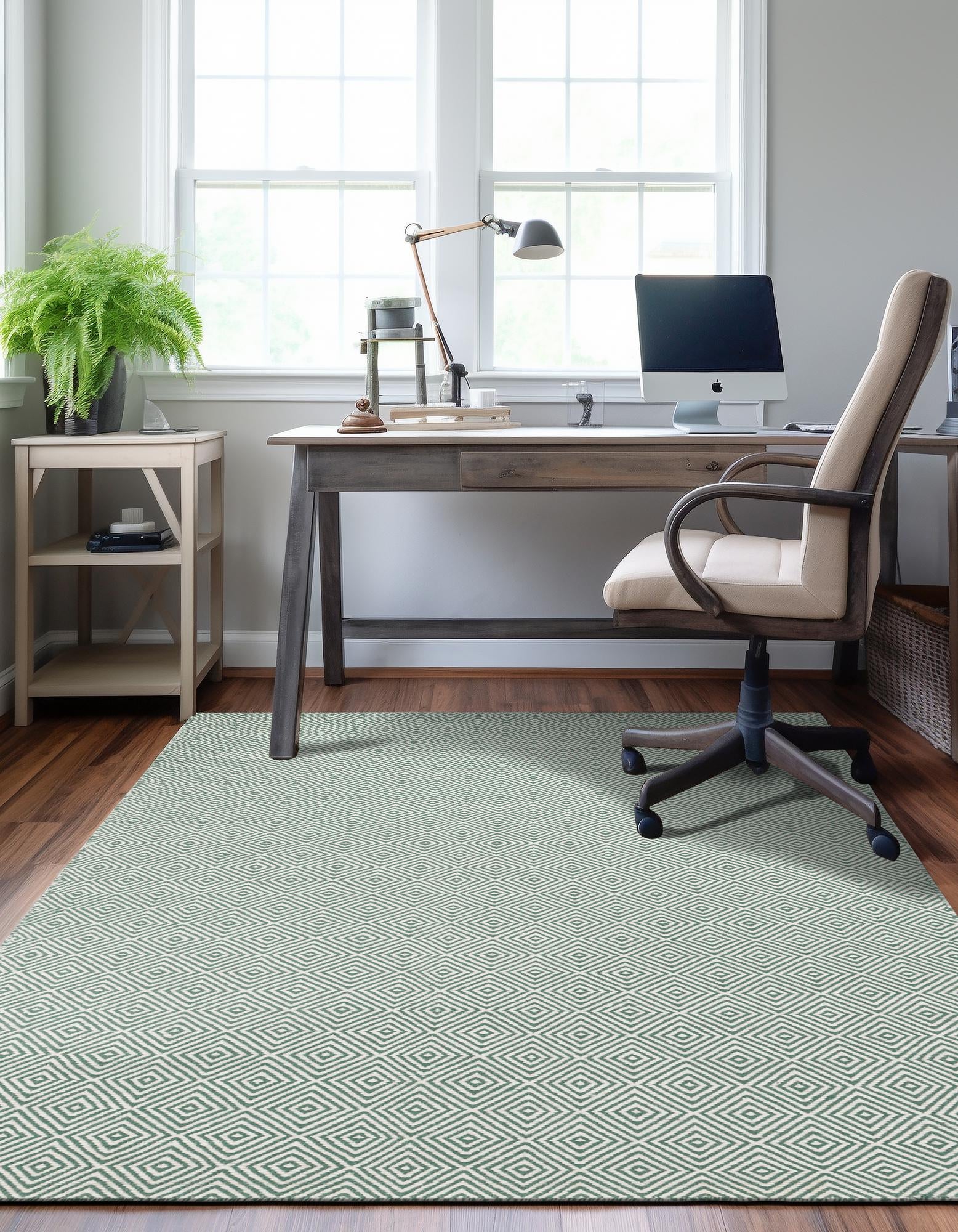 Green 4' 1 x 6' 1 Hand Woven Geo Trellis Flatweave Rug | Rugs.com