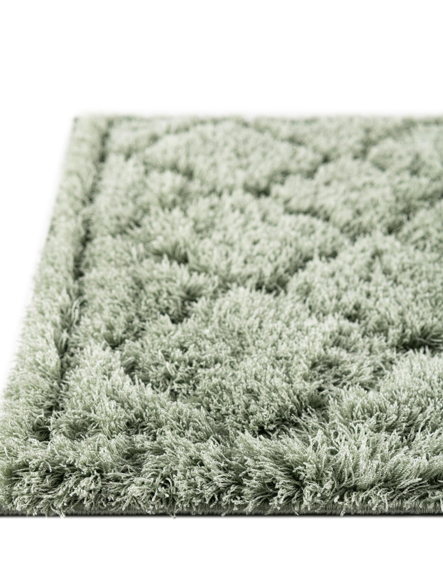 Green 8' x 10' Lattice Shag Rug | Rugs.com