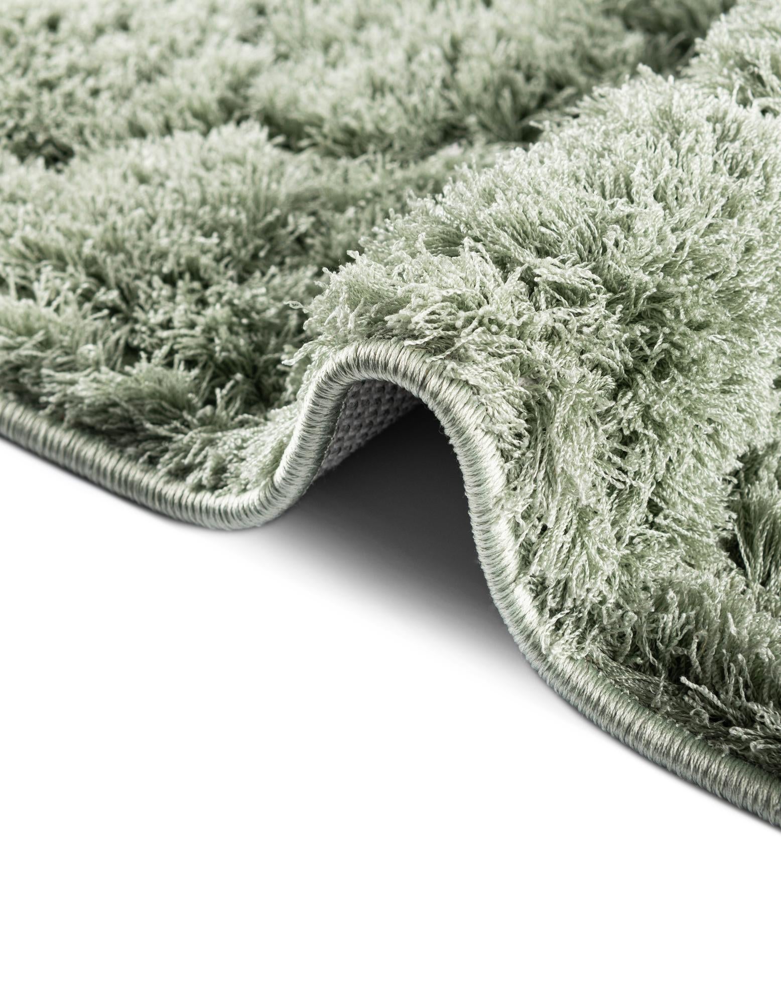 Green 9' x 12' 2 Lattice Shag Rug | Rugs.com