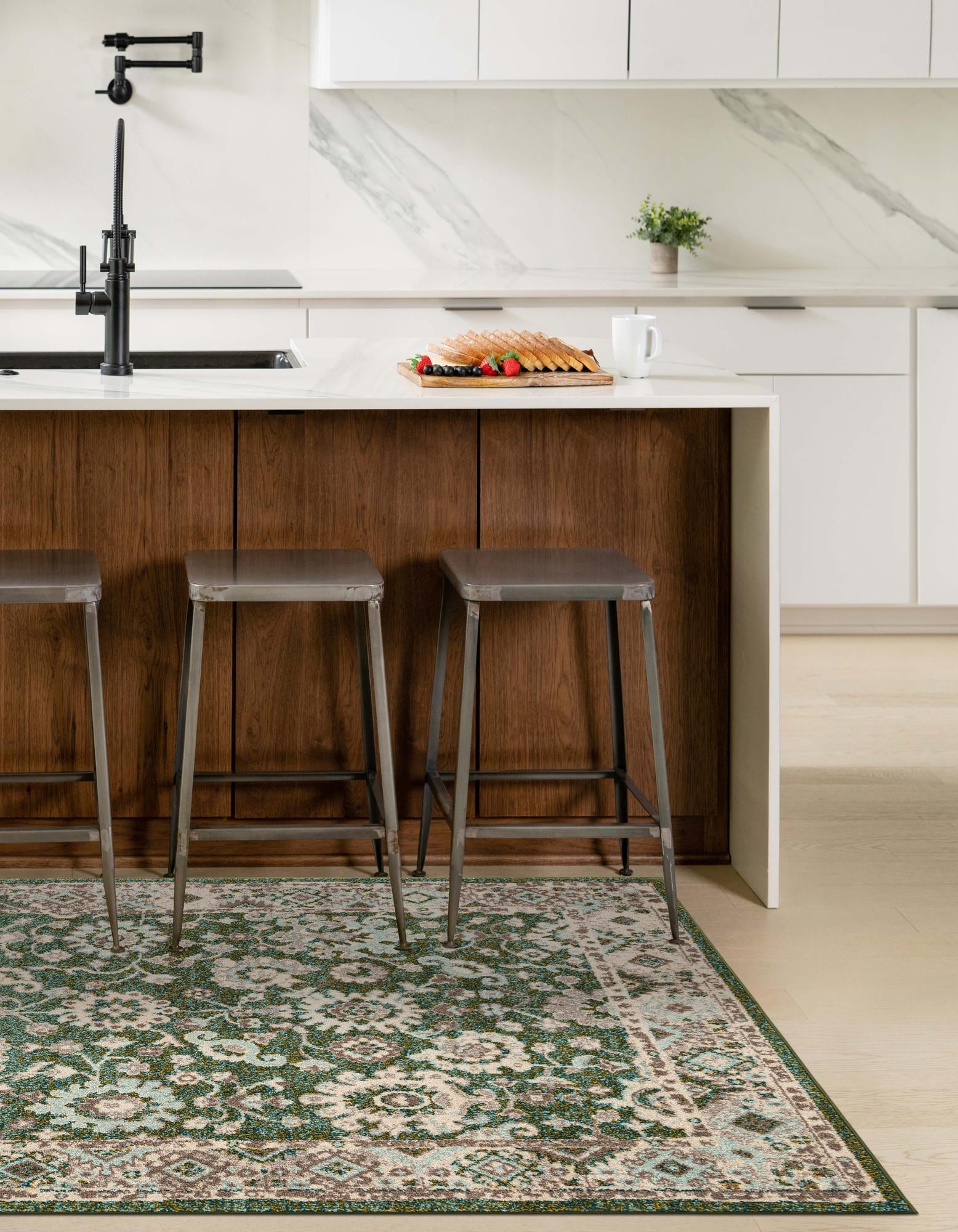 Green 10' x 14' Madeline Rug | Rugs.com