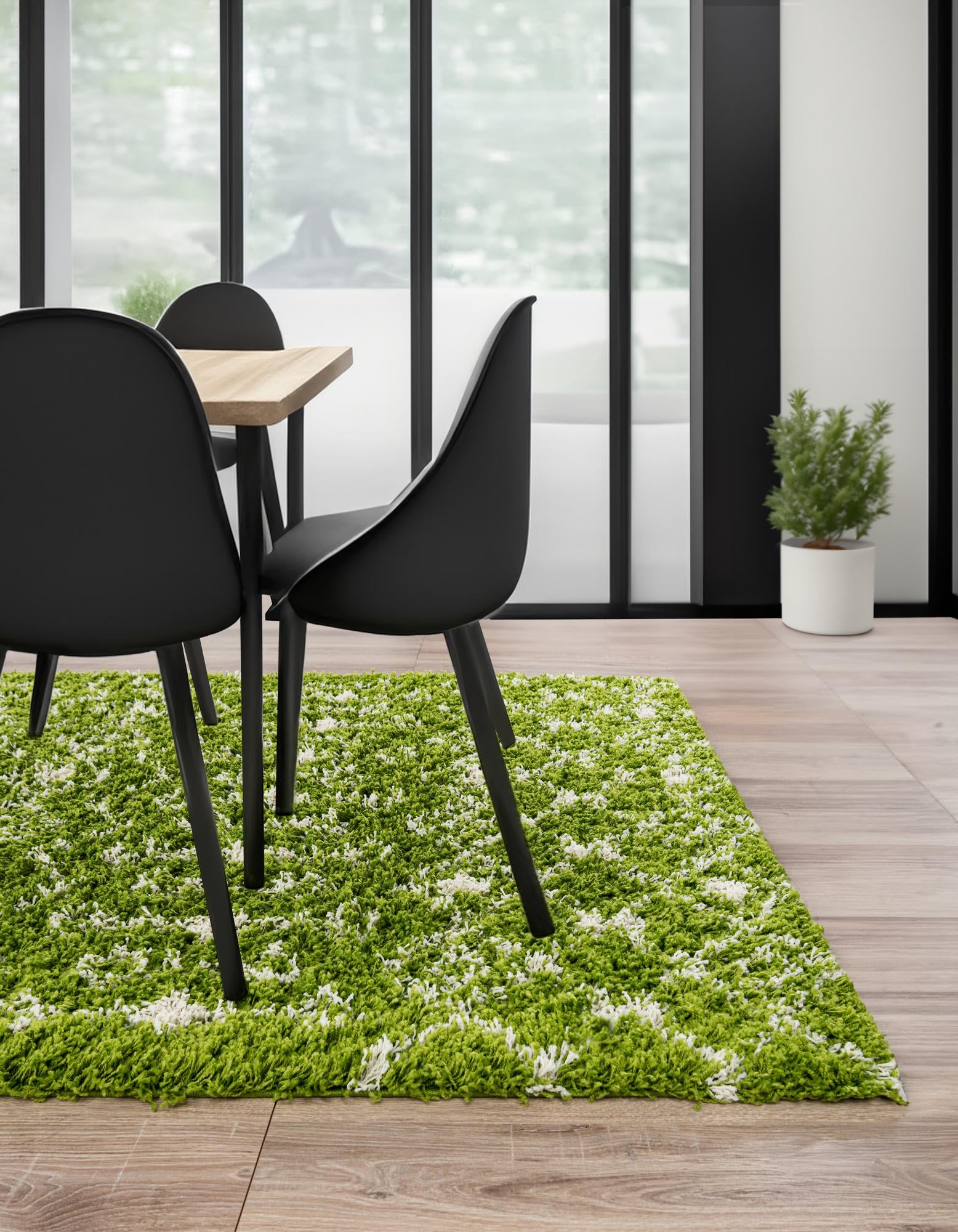 Green 4' x 6' Moroccan Trellis Shag Rug | Rugs.com