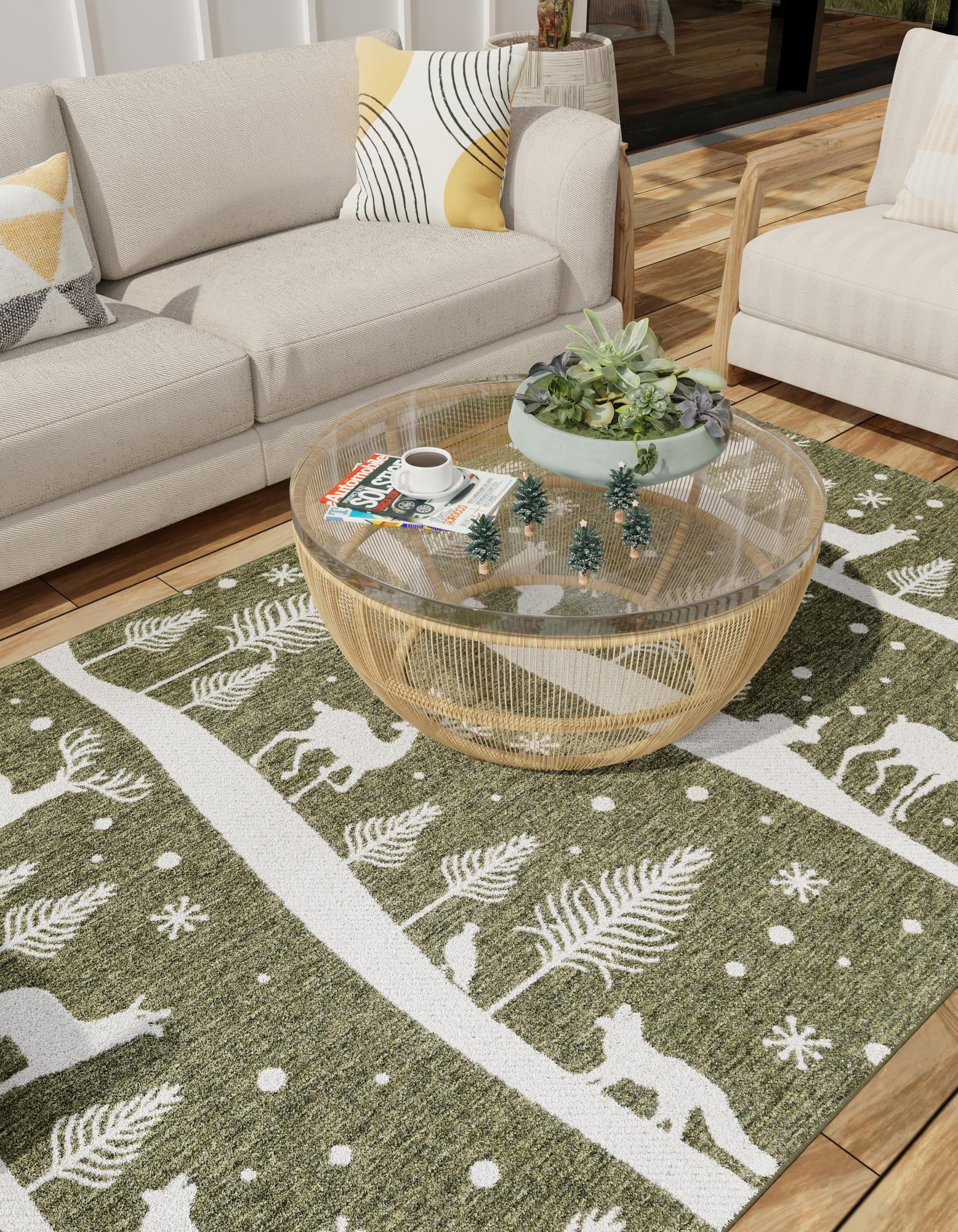 Green 5' 3 x 7' Holiday Indoor / Outdoor Rug | Rugs.com