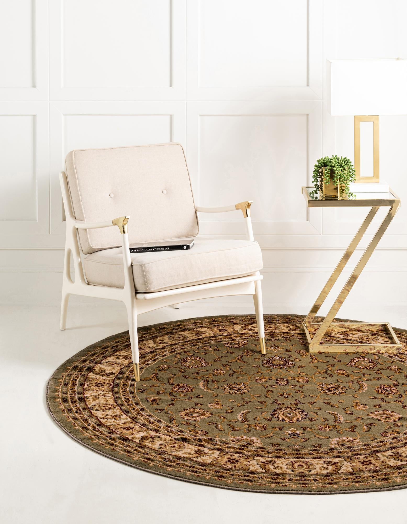 Green 7' 10 x 7' 10 Aditi Round Rug | Rugs.com