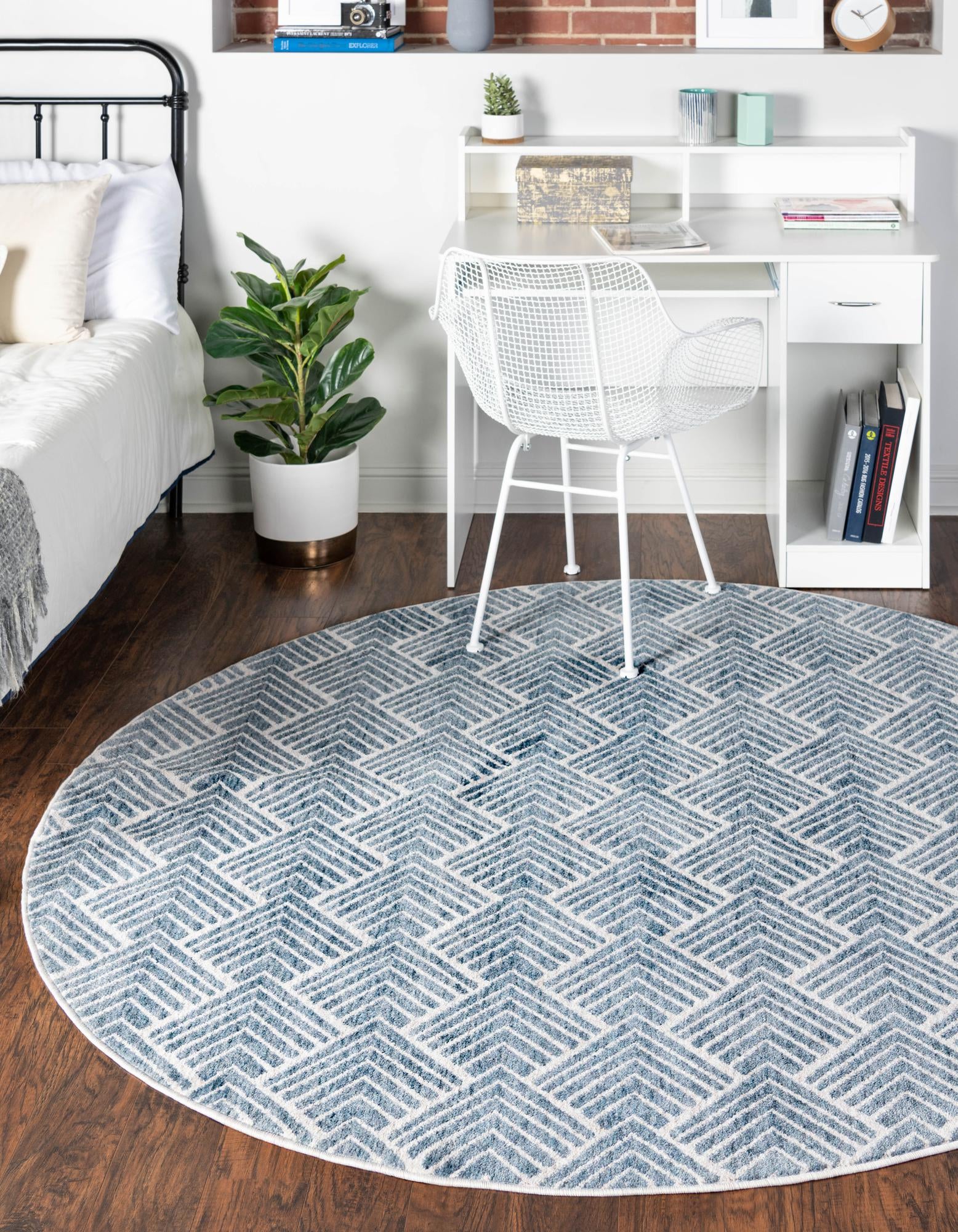 Harbor Blue 7' x 7' Eco Trellis Round Rug | Rugs.com