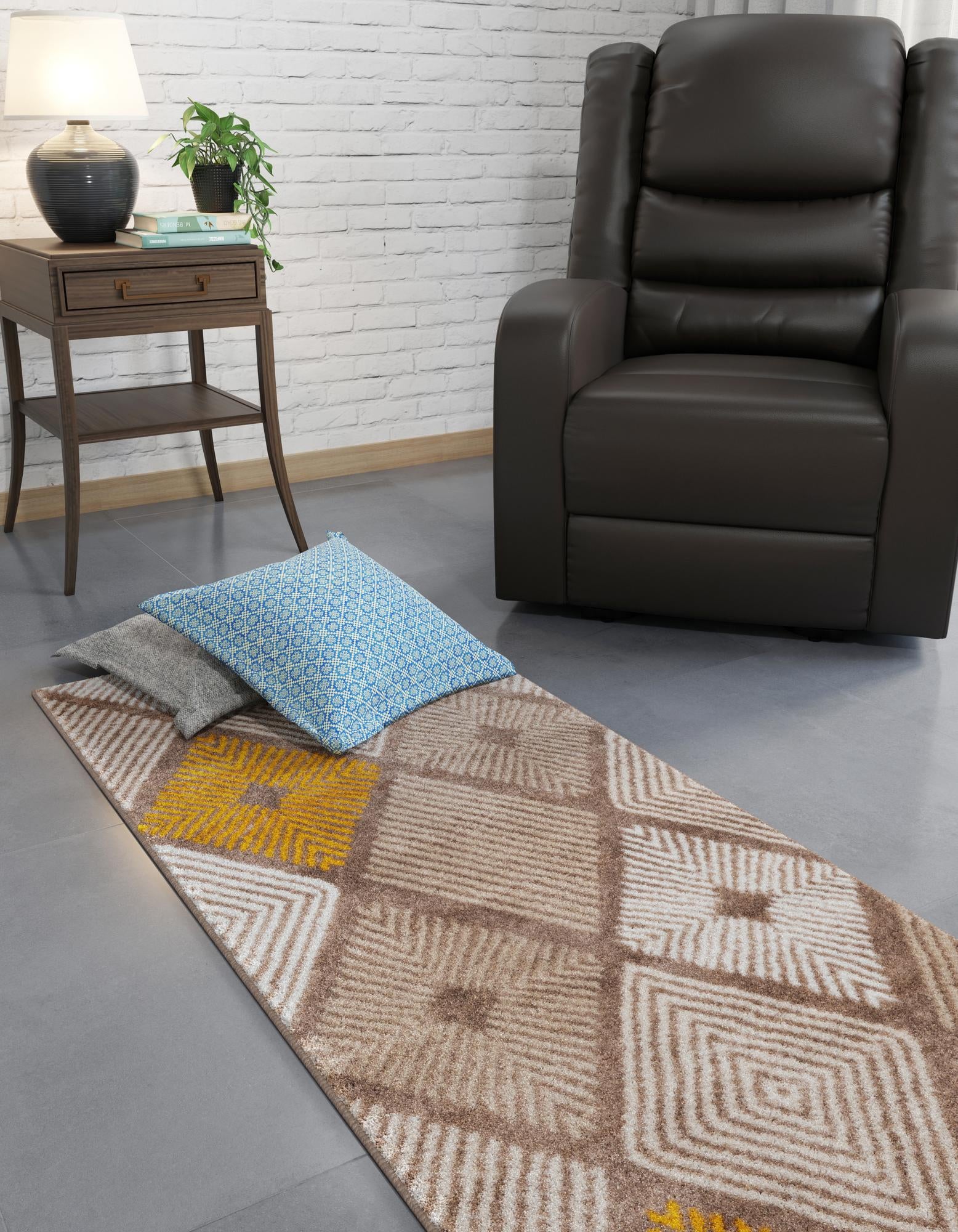 Ivory and Yellow 2' 7 x 8' Laguna Runner Rug | Rugs.com