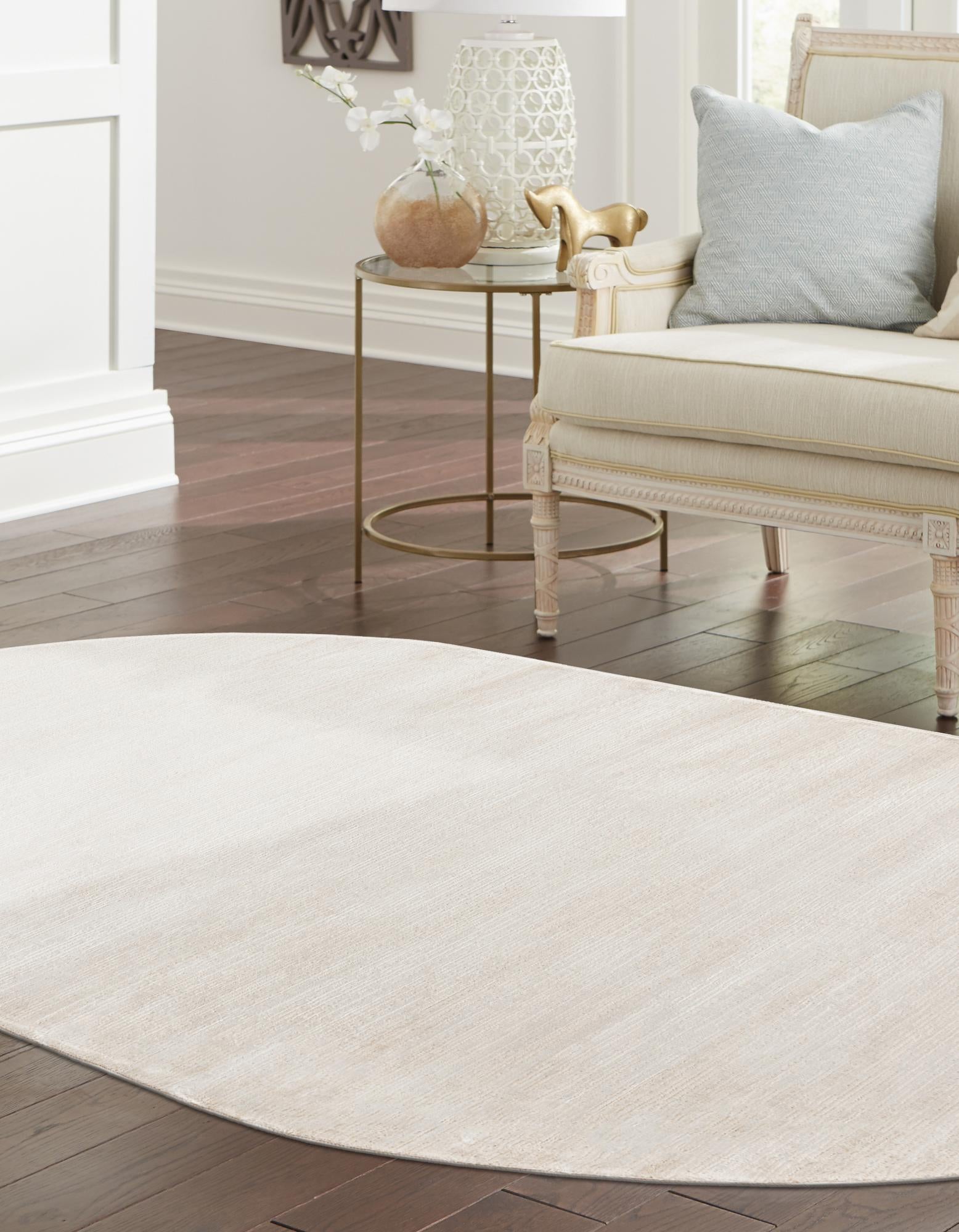 Ivory 4' x 6' Finsbury Oval Rug | Rugs.com