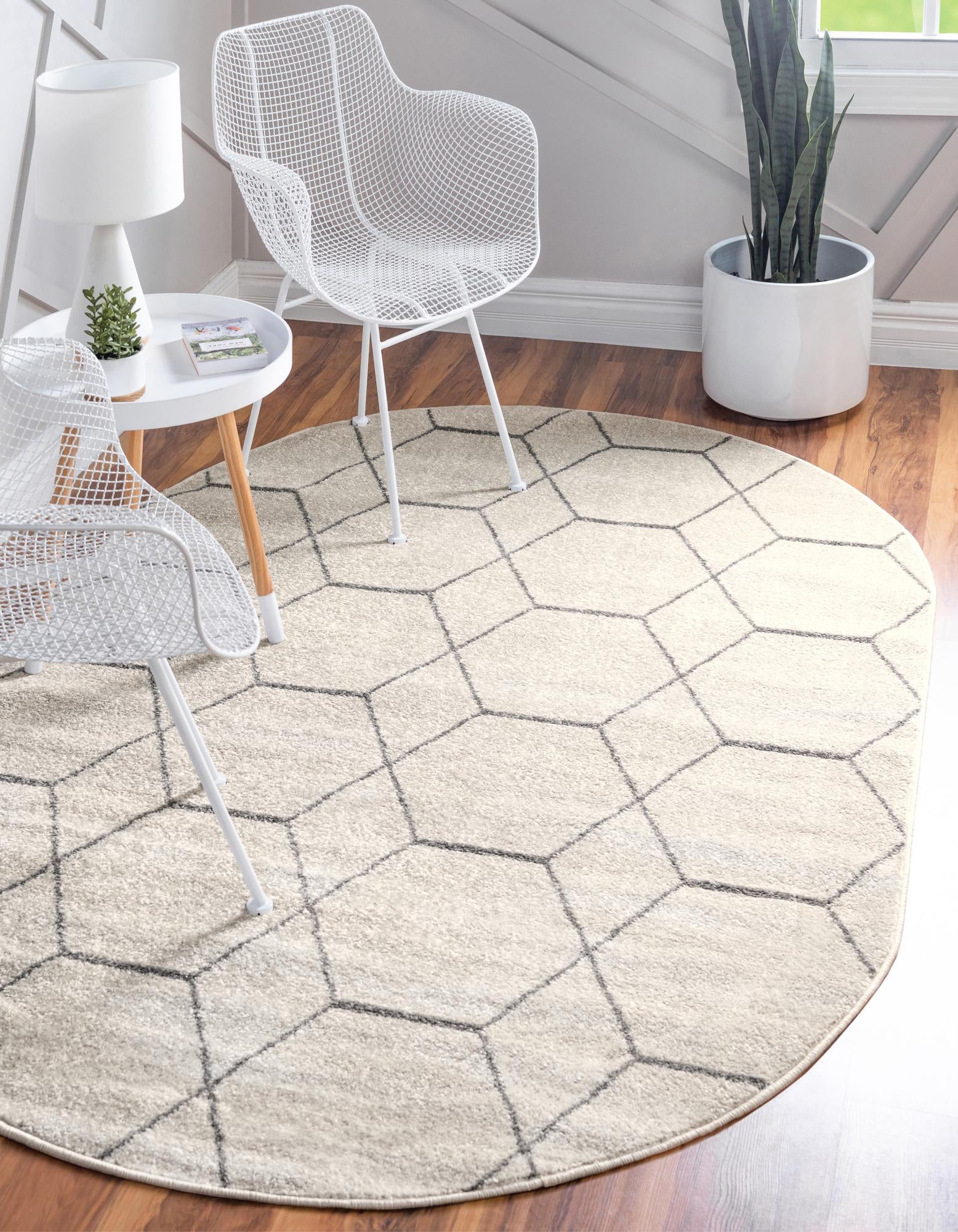 Light Gray 3' x 5' Lattice Frieze Oval Rug | Rugs.com