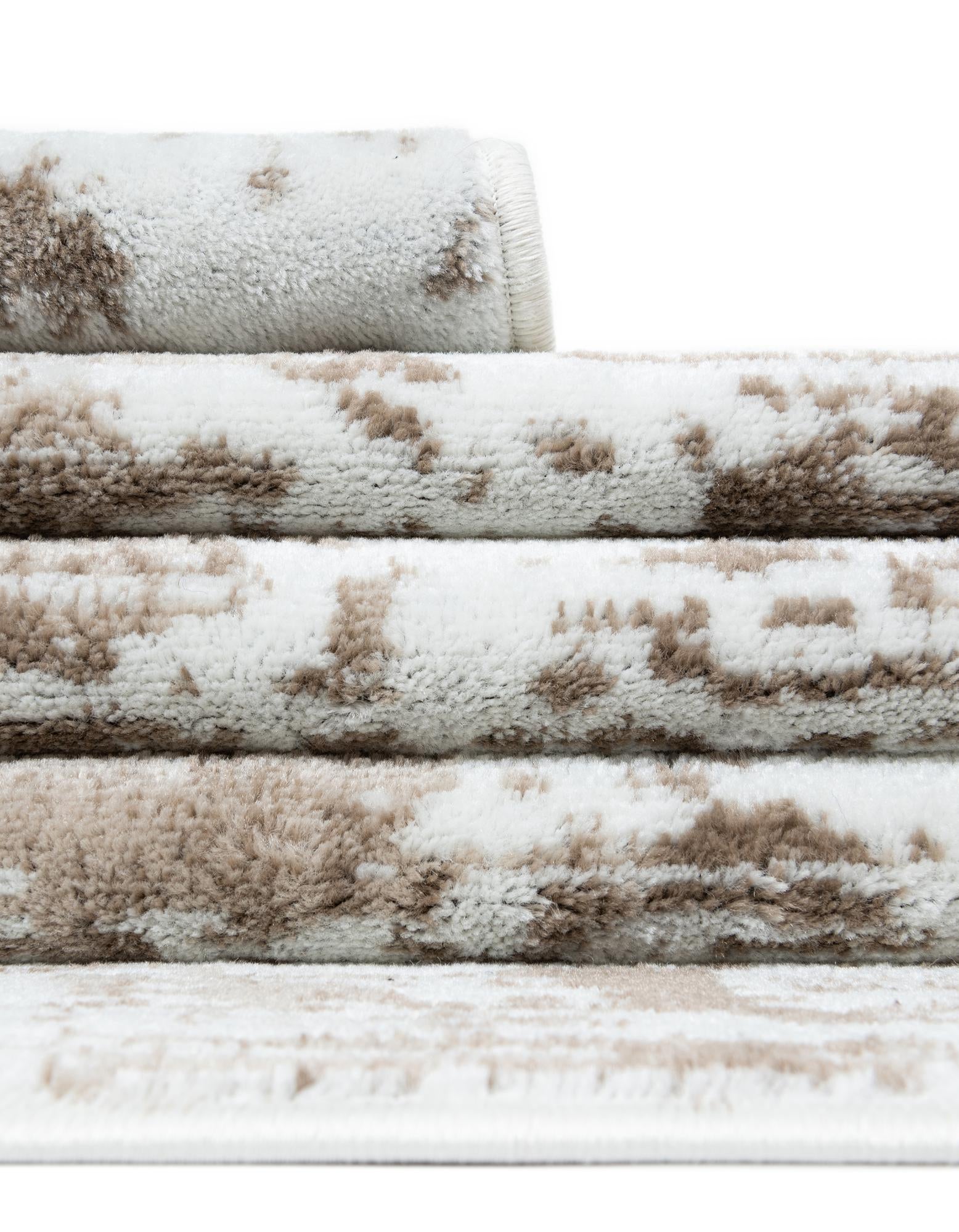 Ivory 6' x 9' Laguna Rug | Rugs.com