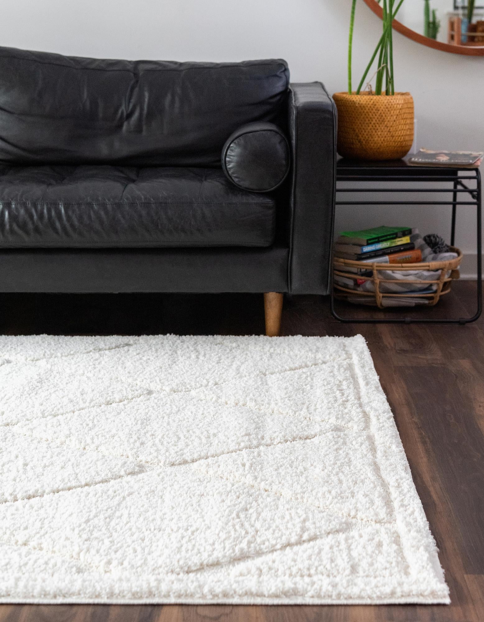 Ivory 8' x 10' Lattice Shag Rug | Rugs.com