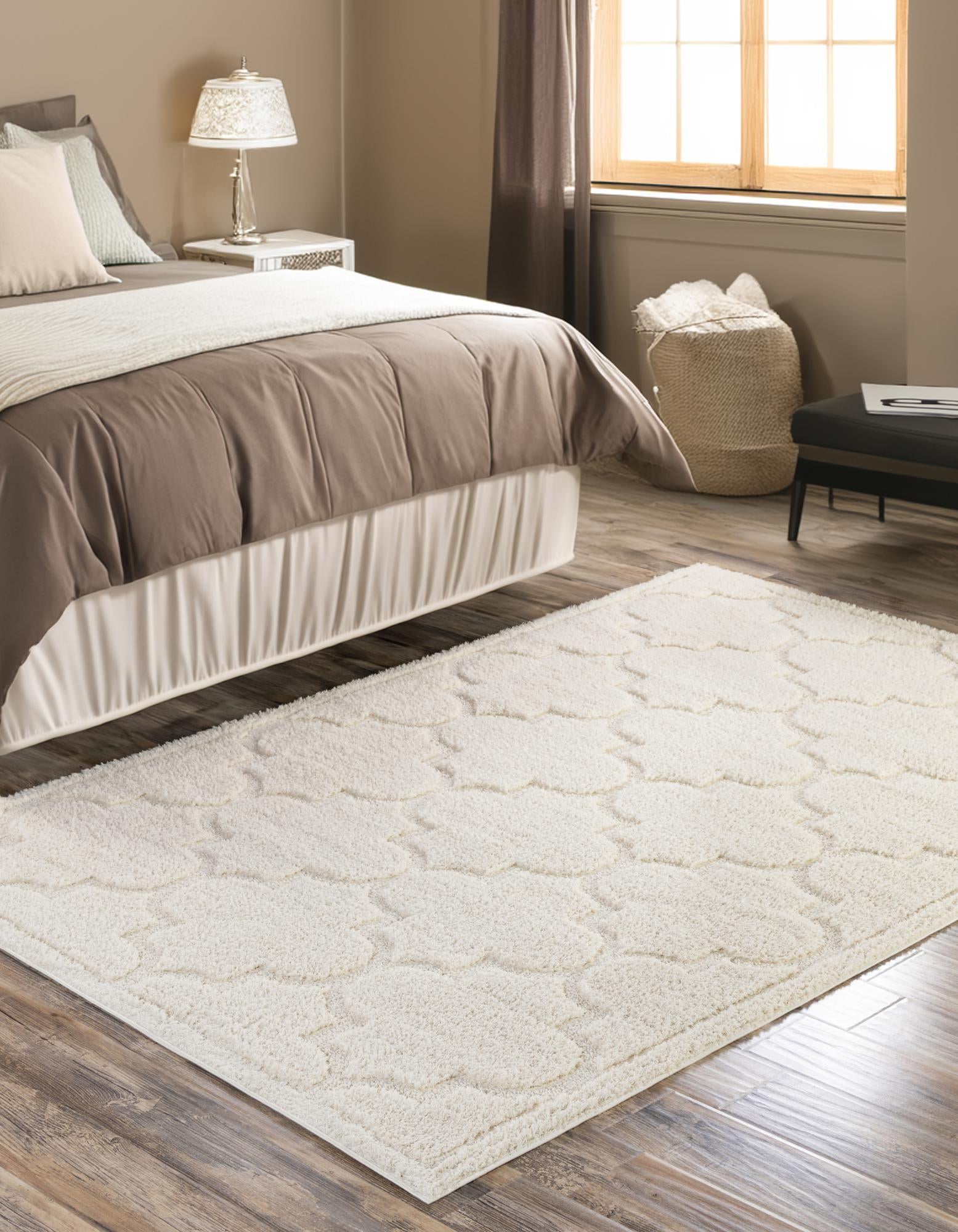 Ivory 8' x 10' Lattice Shag Rug | Rugs.com