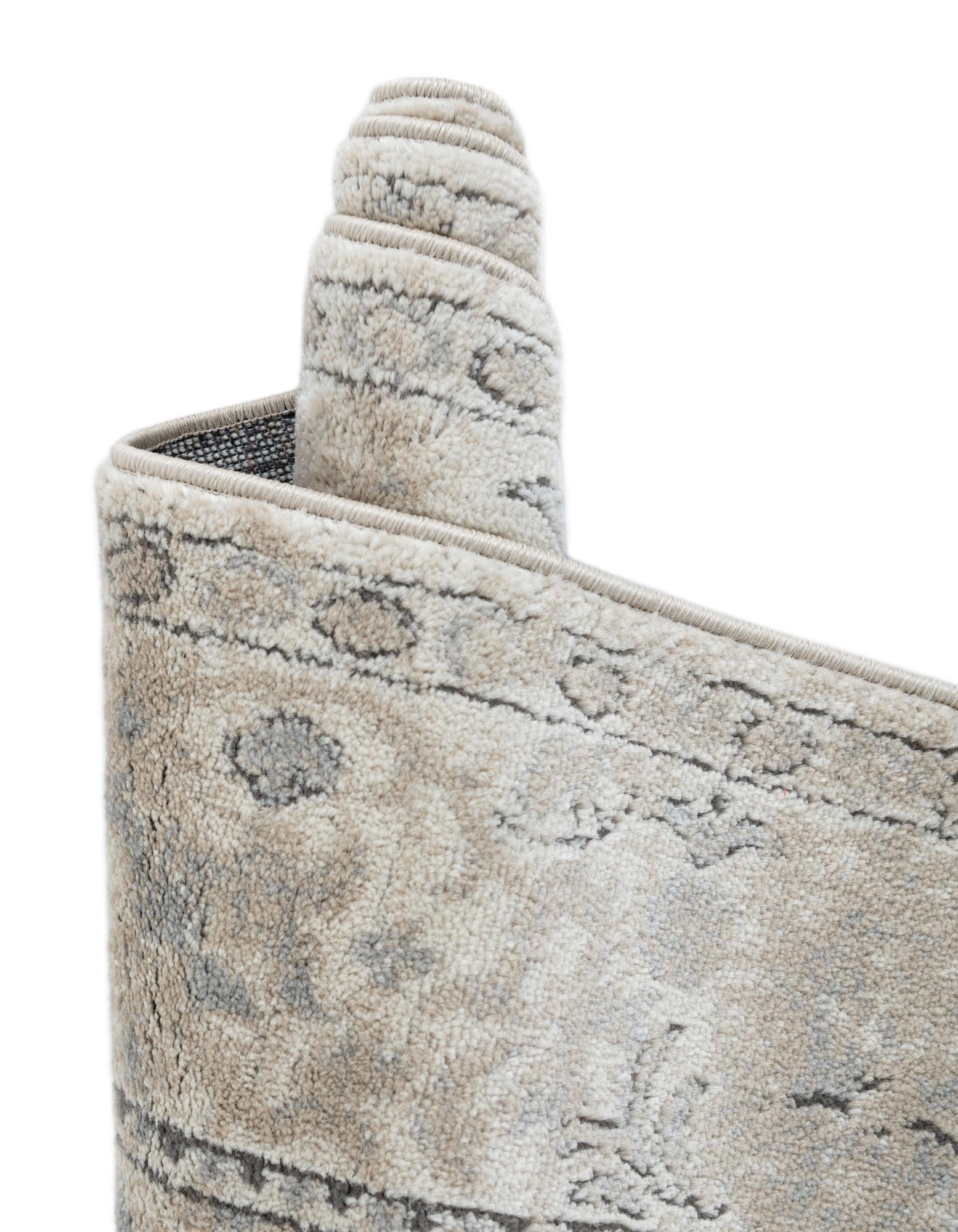 Ivory 7' 10 x 11' Oregon Rug | Rugs.com