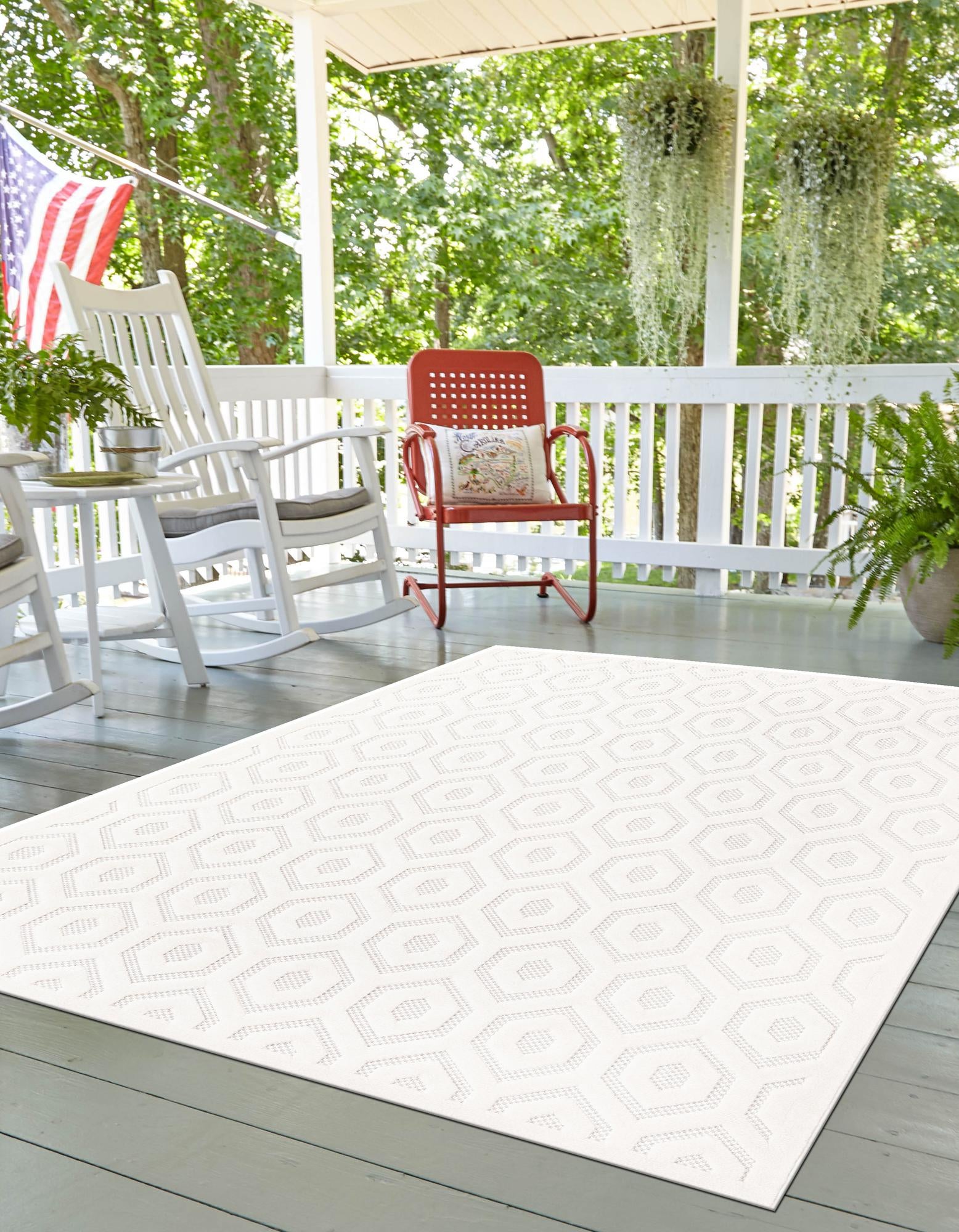 Ivory 2' x 3' Trellis Textured Indoor / Outdoor Rug | Rugs.com