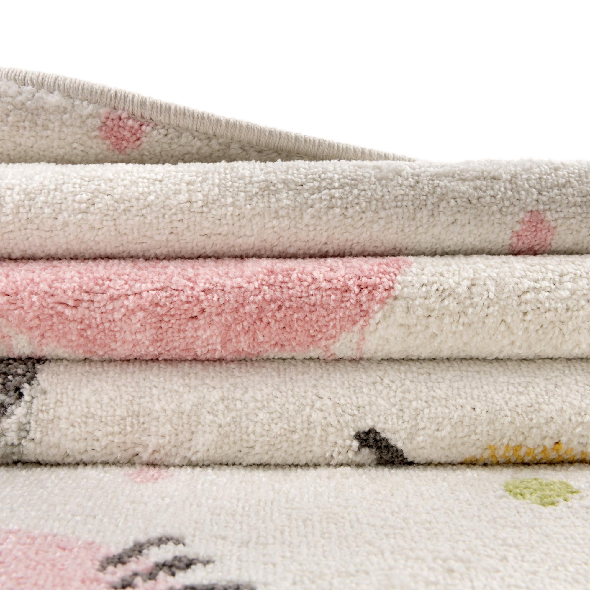 Ivory 4' x 6' Cats Whimsy Kids Rug | Rugs.com