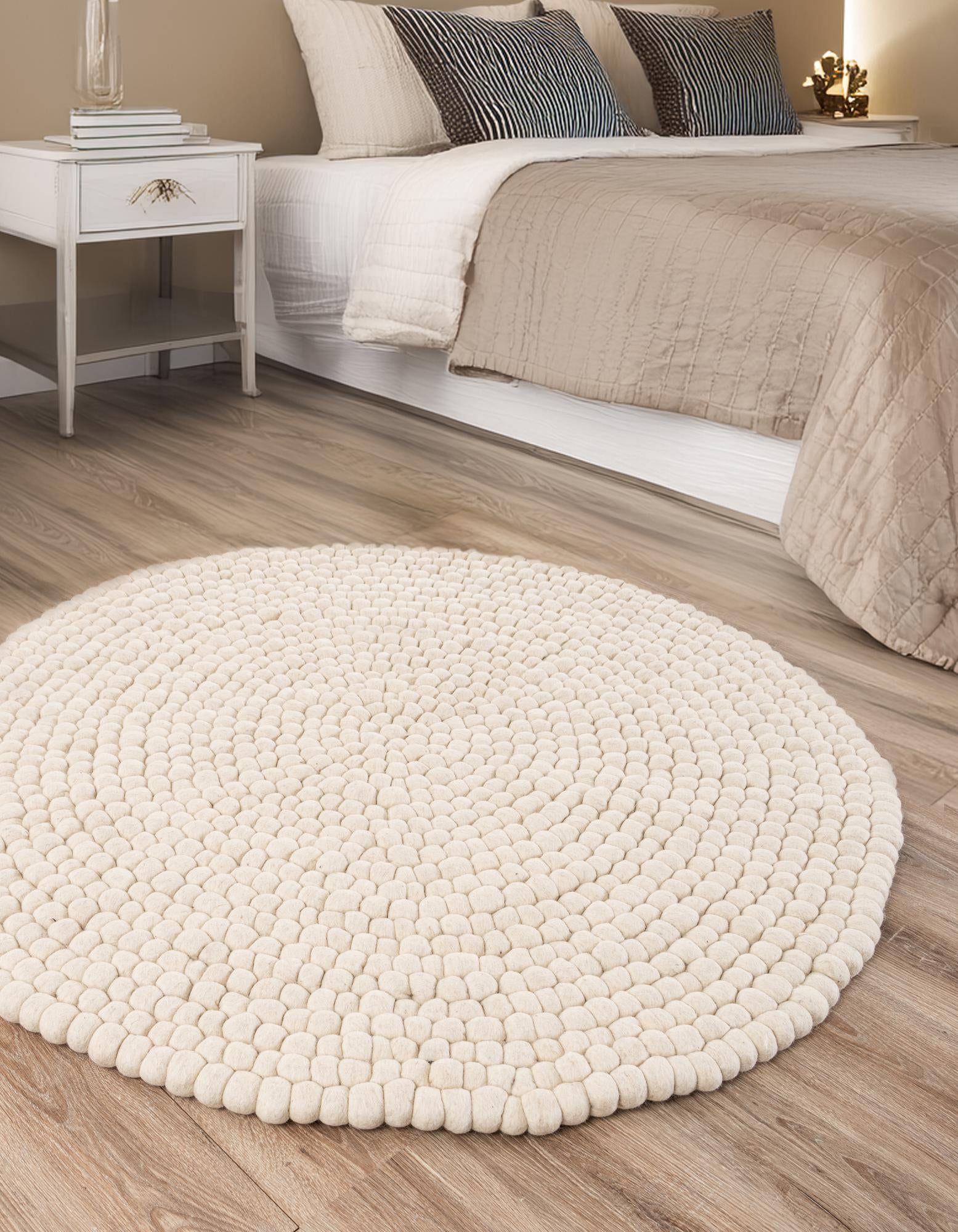Ivory 5' x 5' Felt Ball Wool Round Rug | Rugs.com