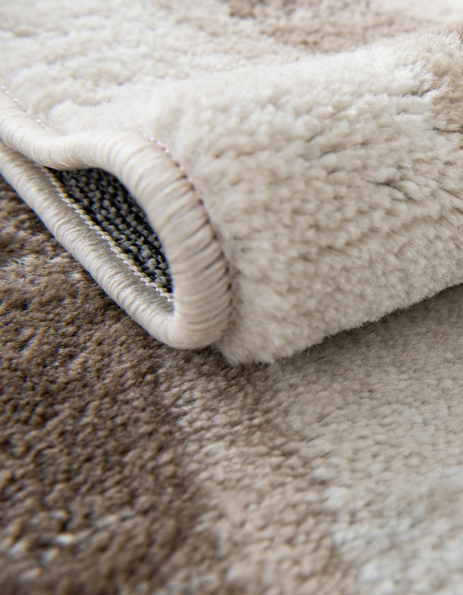 Ivory 5' 3 x 5' 3 Laguna Round Rug | Rugs.com