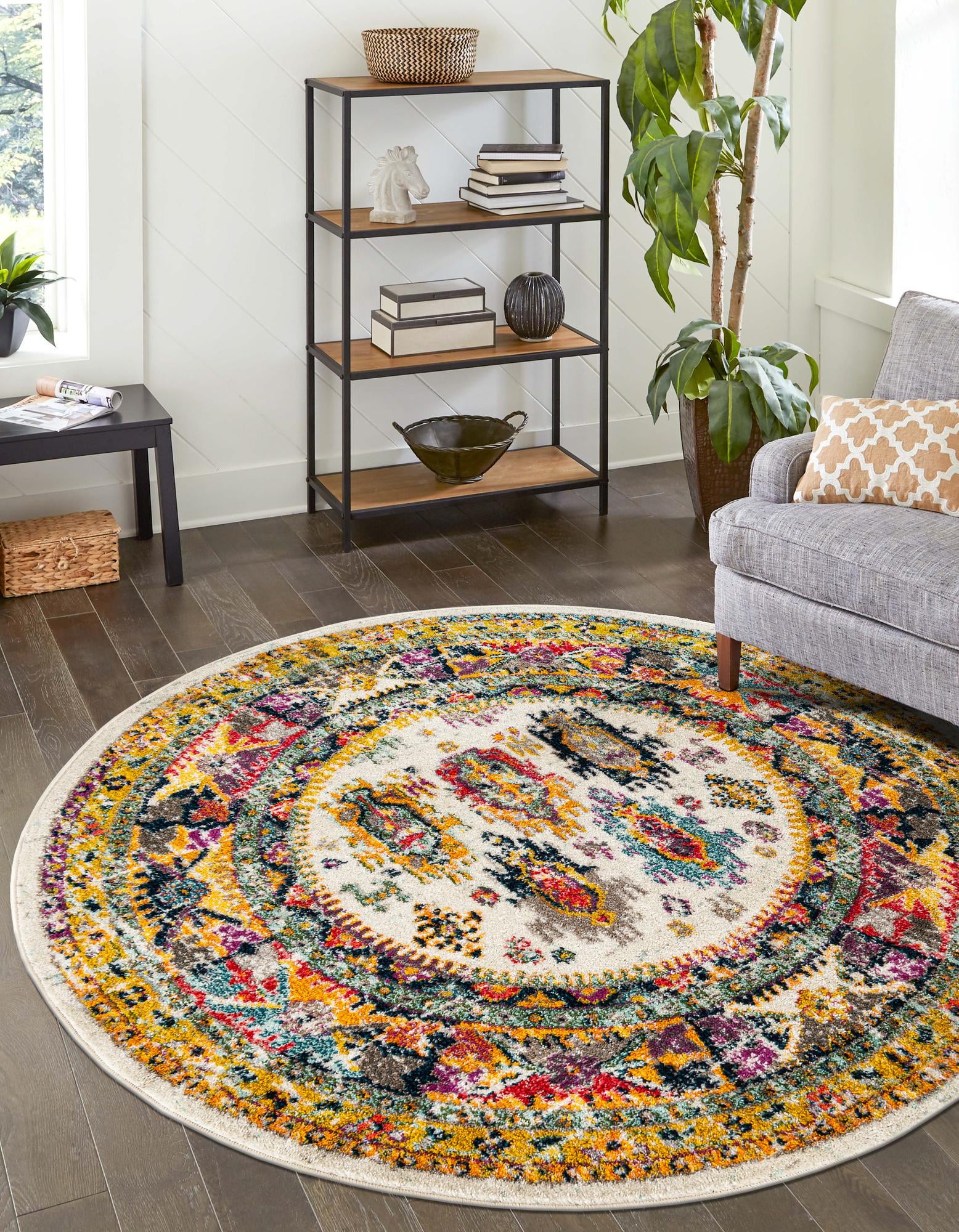 Ivory 7' 10 x 7' 10 Madeline Round Rug | Rugs.com