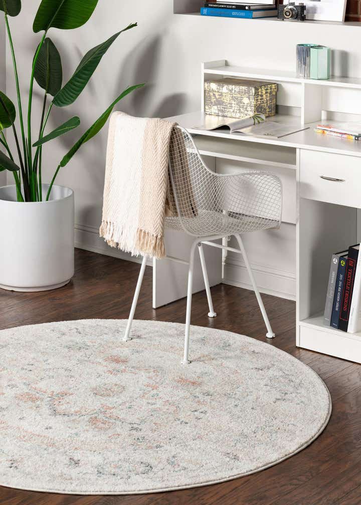 Ivory 7' 10 x 7' 10 Madeline Vintage Round Rug | Rugs.com