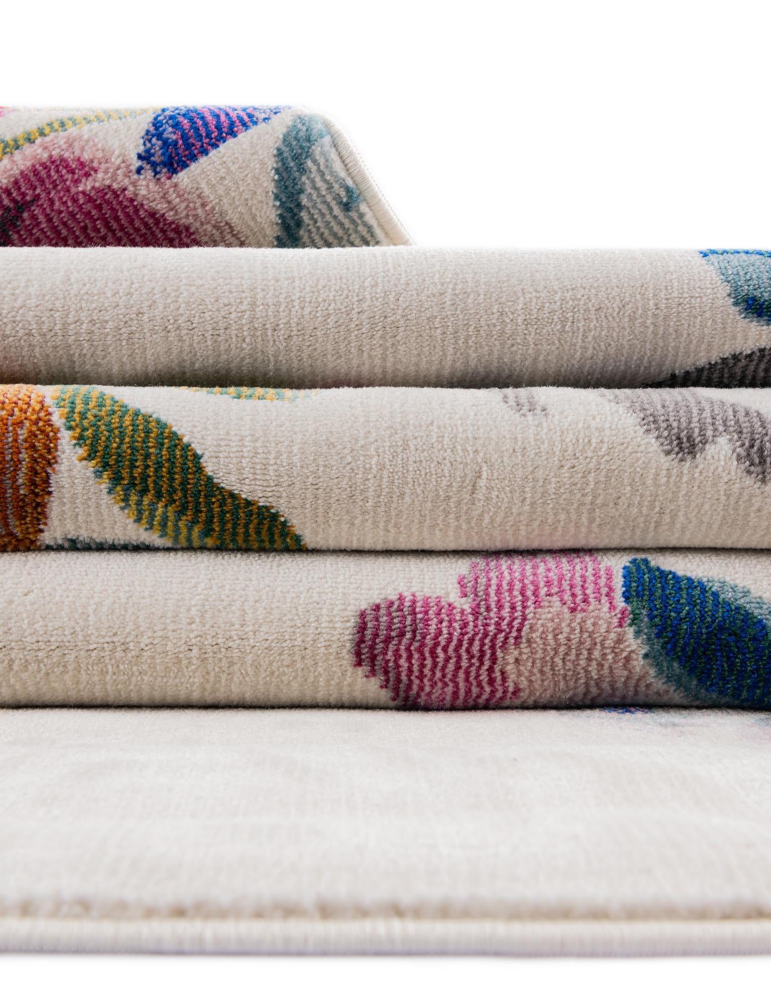 Ivory 2' x 6' Blossom Runner Rug | Rugs.com