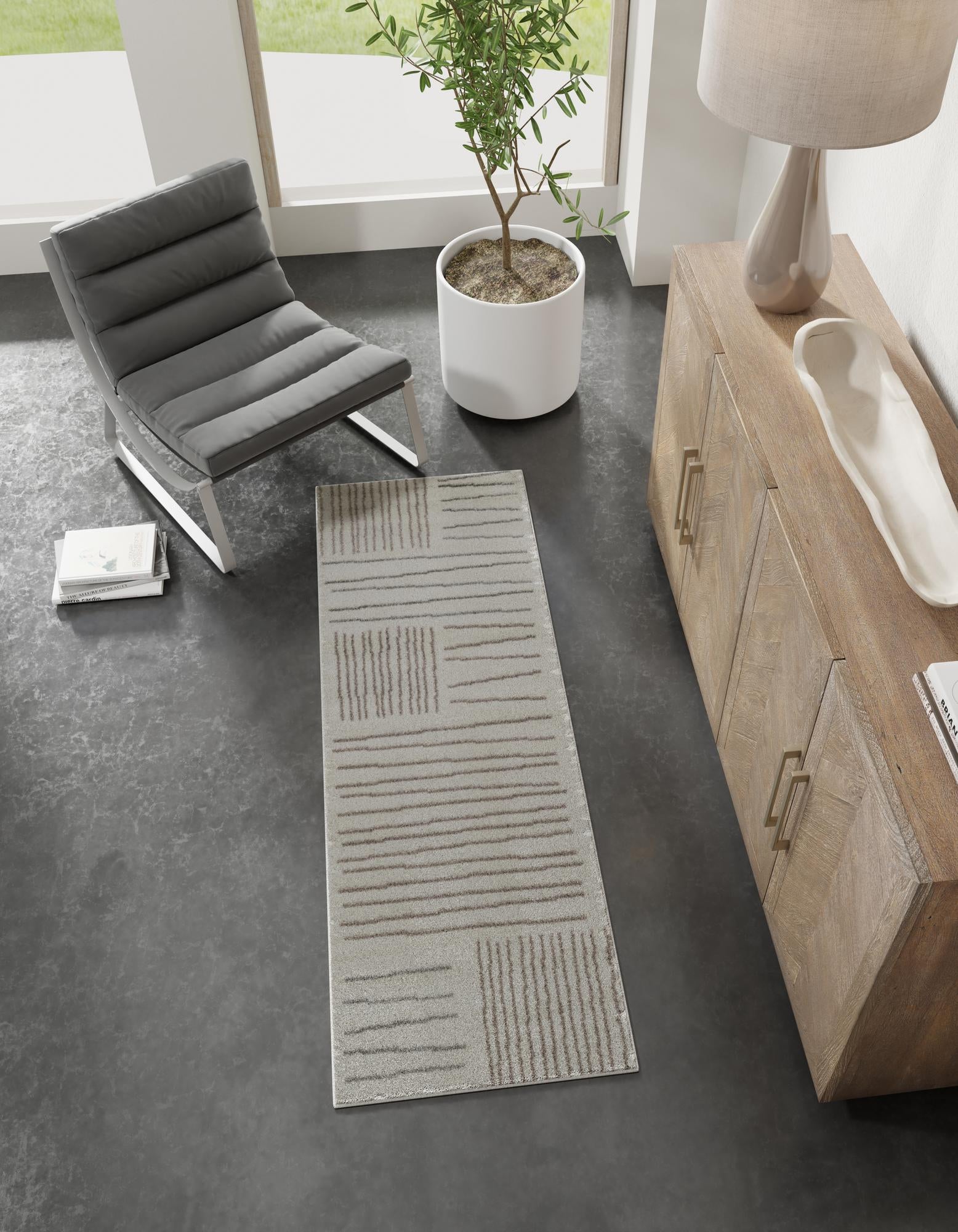 Ivory 2' 7 x 12' Hanahan Runner Rug | Rugs.com