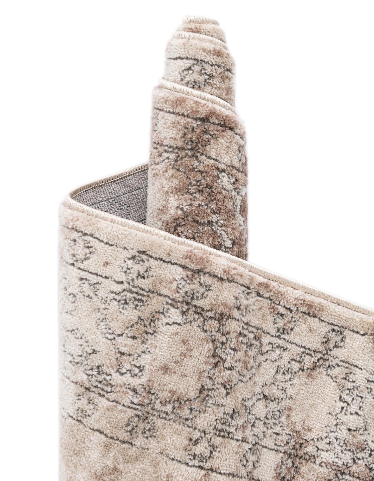 Ivory 2' 2 x 6' Oregon Runner Rug | Rugs.com