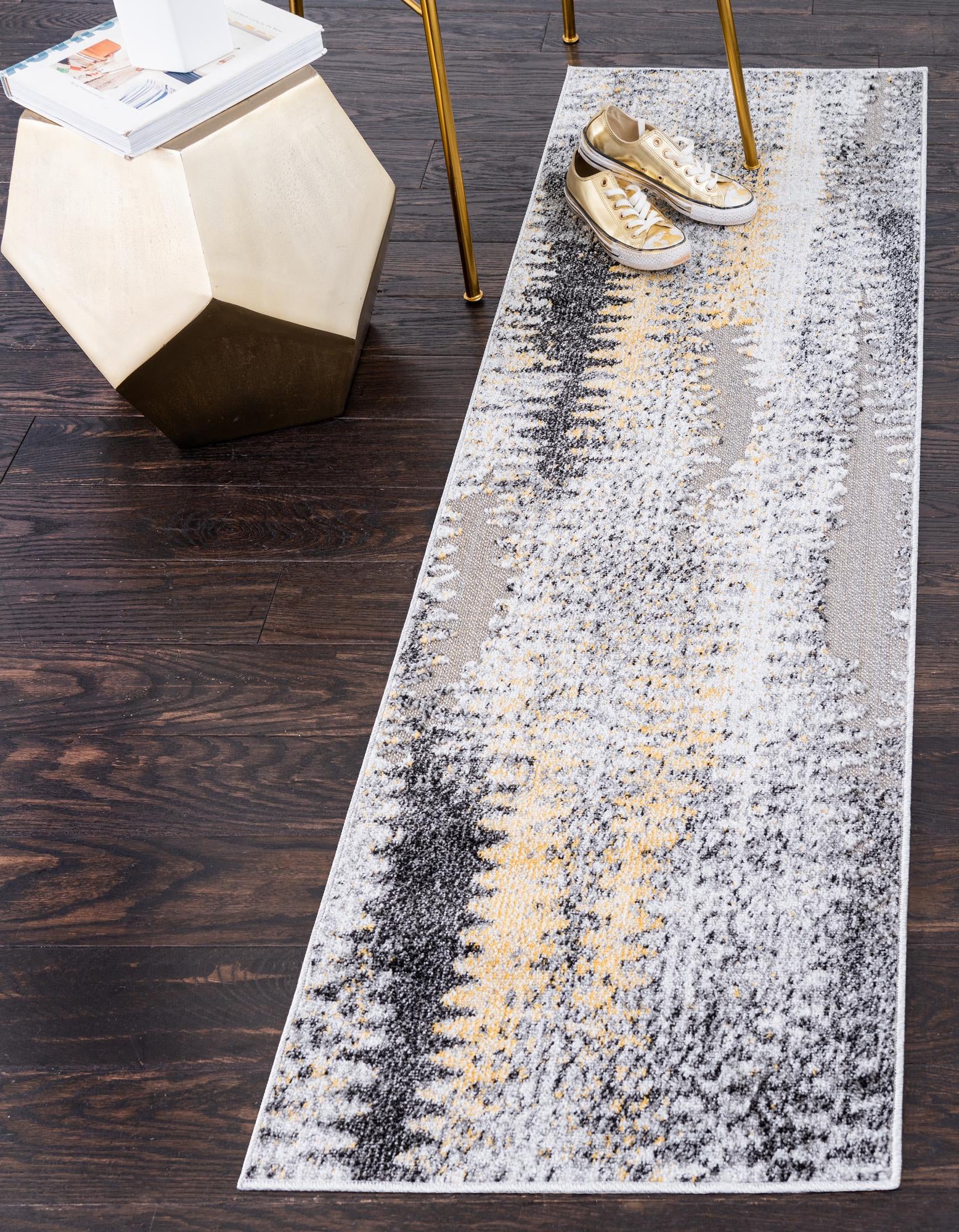 Multicolor 2' x 6' Modern Indoor / Outdoor Runner Rug | Rugs.com