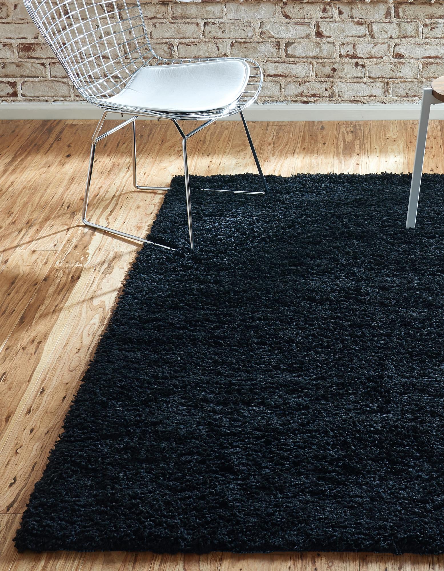 Jet Black 4' x 6' Solid Shag Rug | Rugs.com