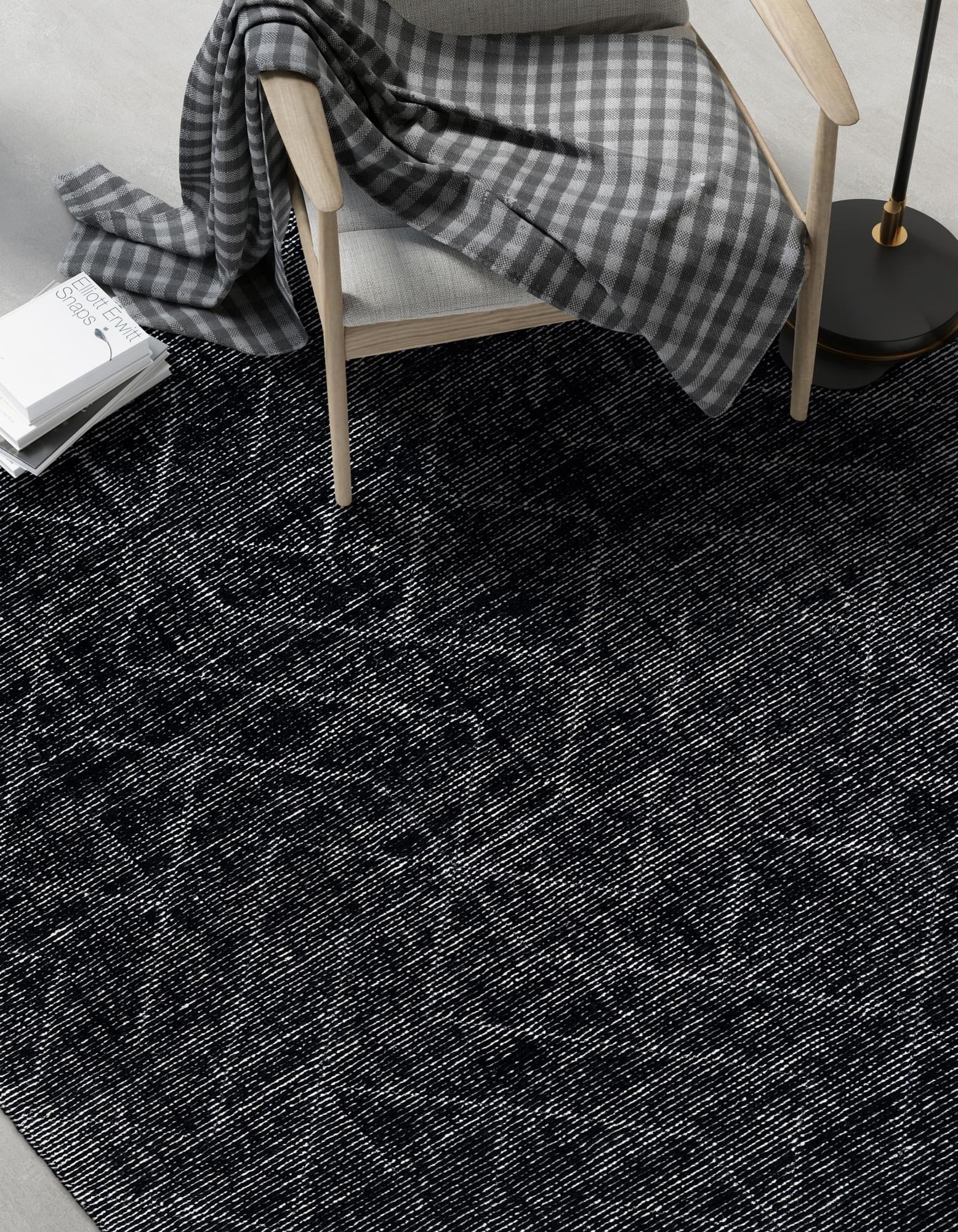 Jet Black 4' 1 x 6' 1 WoolCraft Geometric Rug | Rugs.com