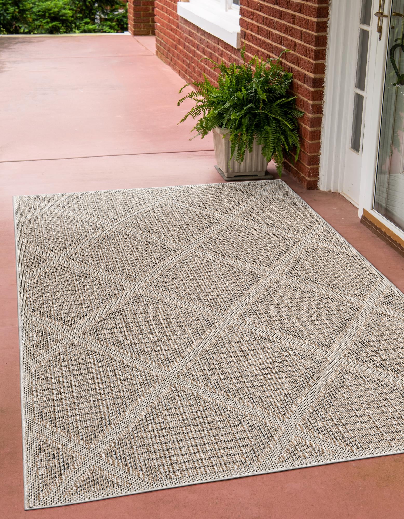 Khaki 2' x 3' 1 Lattice Indoor / Outdoor Rug | Rugs.com