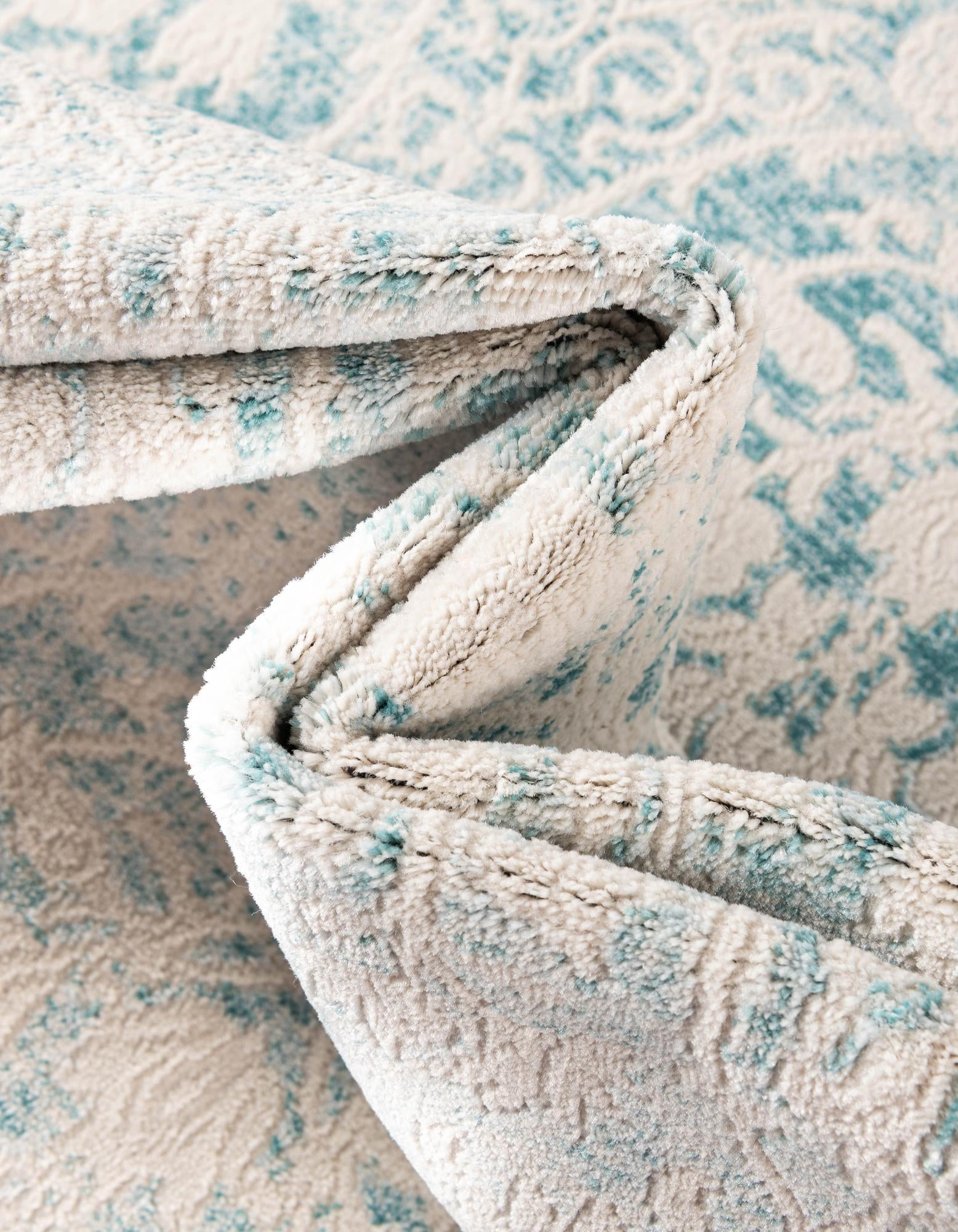 Light Blue 8' x 10' Modern Classical Rug | Rugs.com