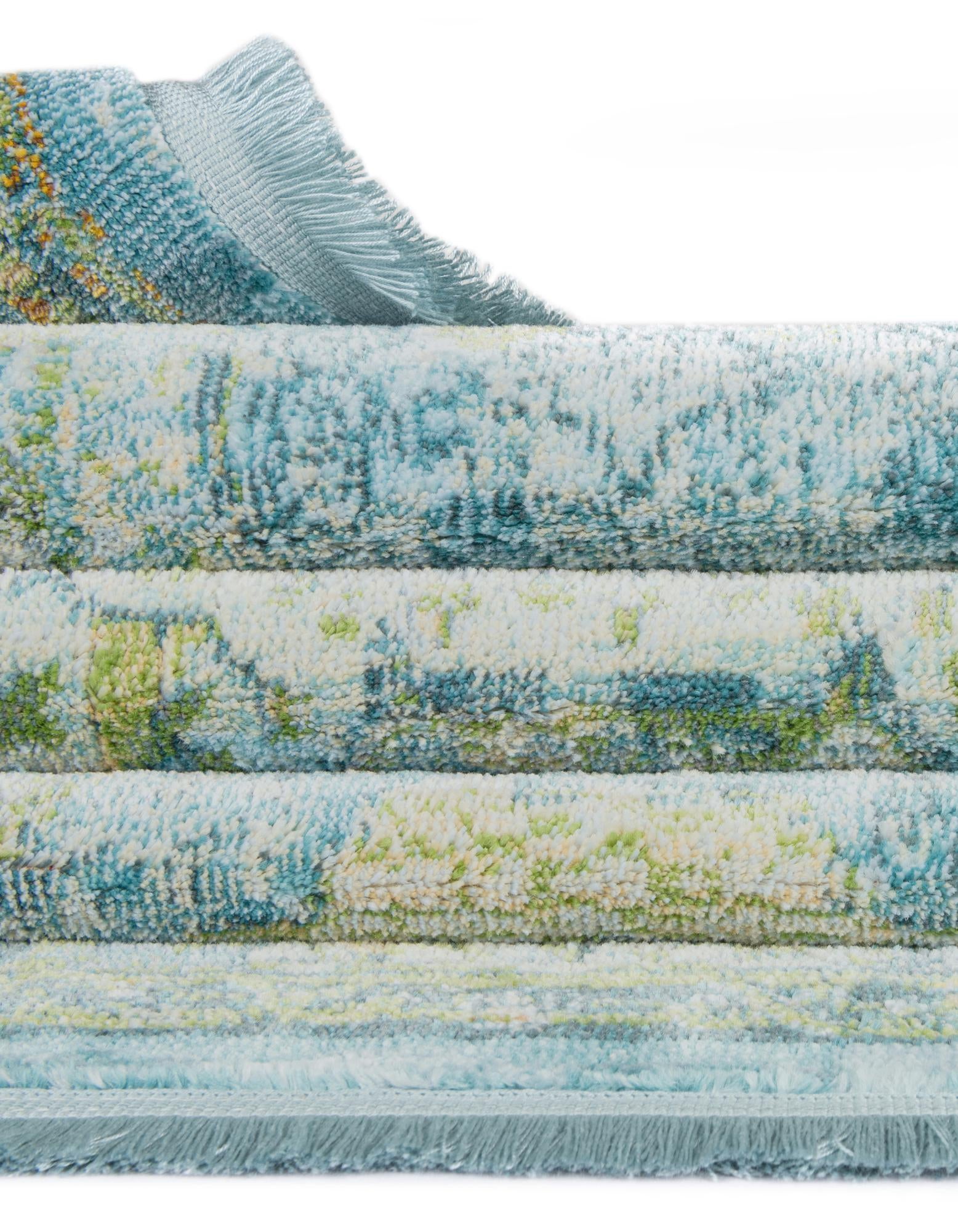 Light Blue 5' 5 x 8' Santiago Rug | Rugs.com