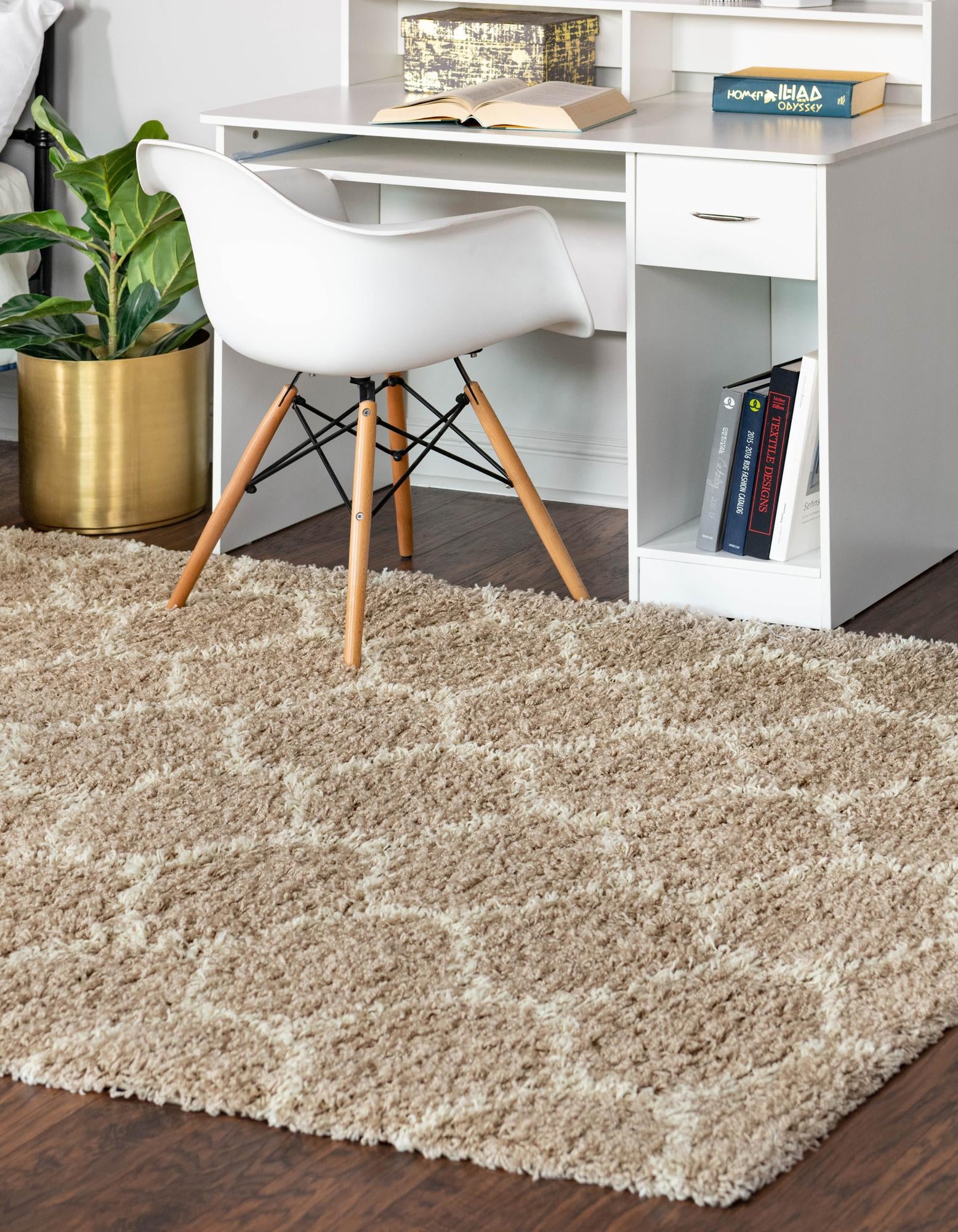 Light Brown 9' x 12' Lattice Shag Rug | Rugs.com