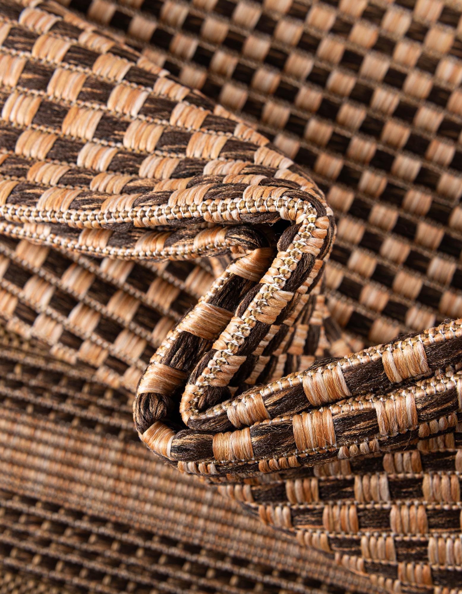 Light Brown 5' 3 x 8' Border Indoor / Outdoor Rug | Rugs.com