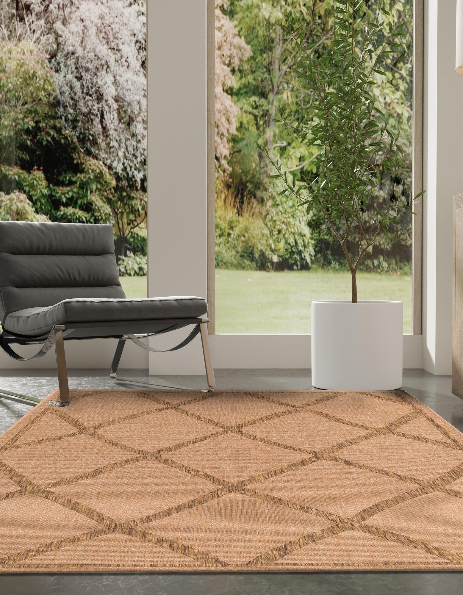 Light Brown 9' x 12' 2 Lattice Indoor / Outdoor Rug | Rugs.com