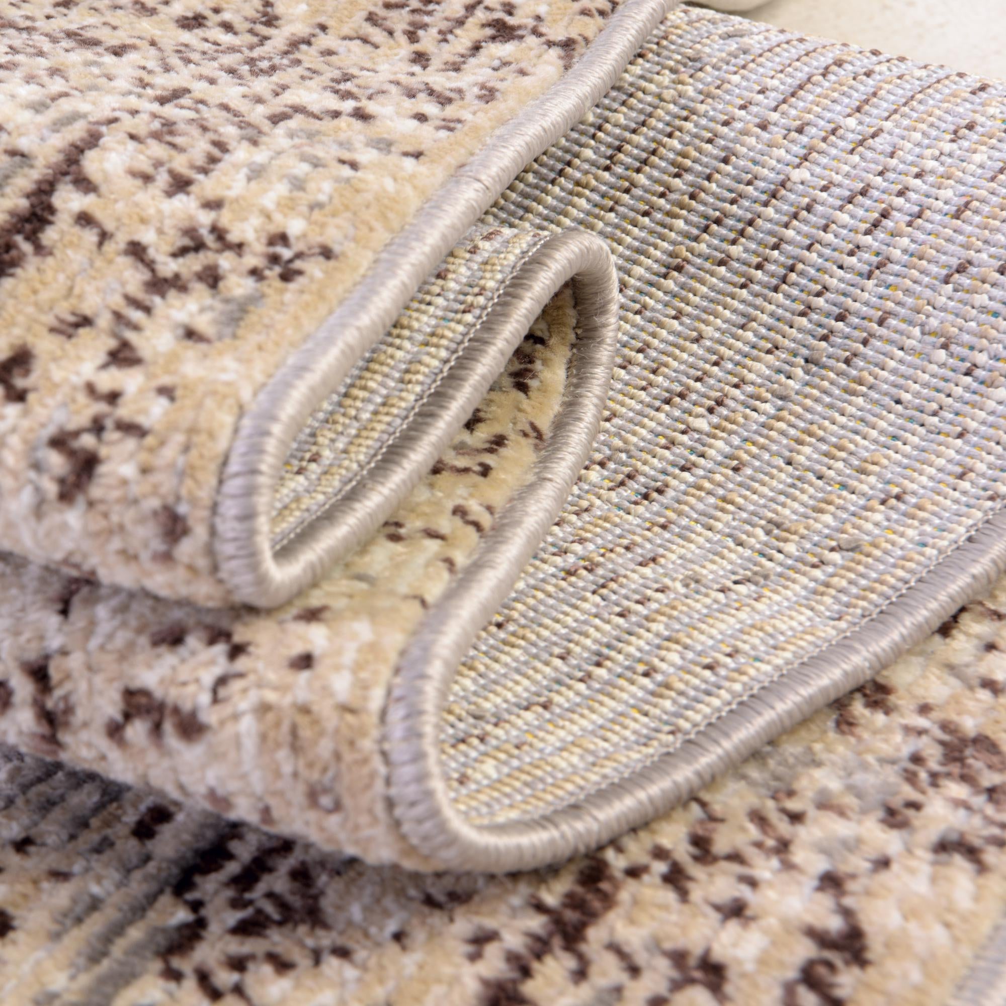 Light Gray 4' x 6' Amulet Rug | Rugs.com